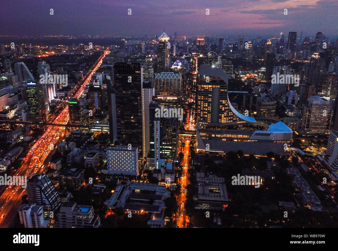 Ploenchit center hi-res stock photography and images - Alamy