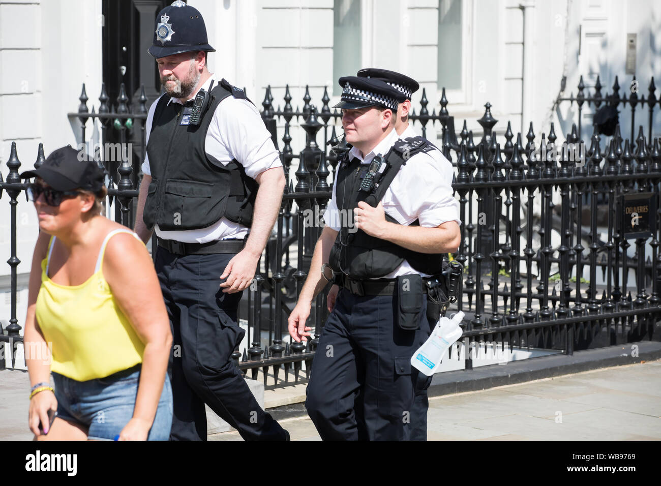 Police Officers on duty at The Notting Hill Carnival which is Europe's ...