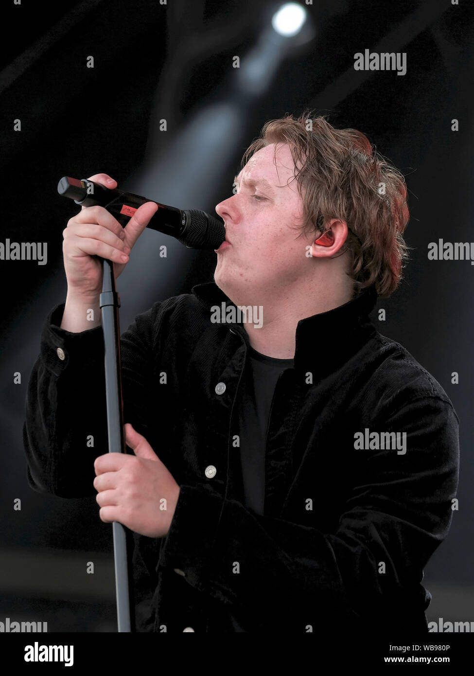 Internationally acclaimed Scottish award winning singer-songwriter and ...