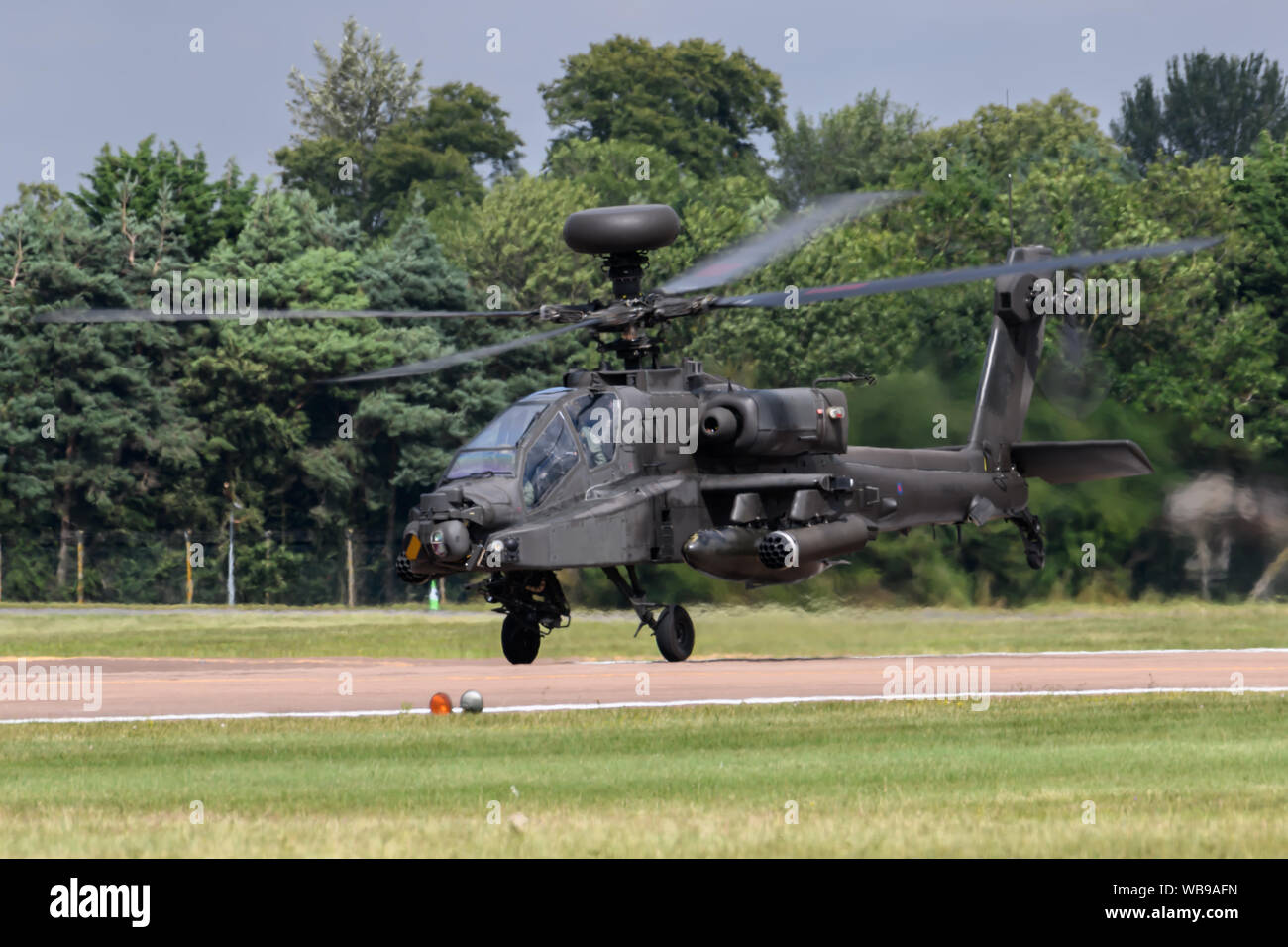 Royal Air Force Apache attack helicopter Stock Photo - Alamy