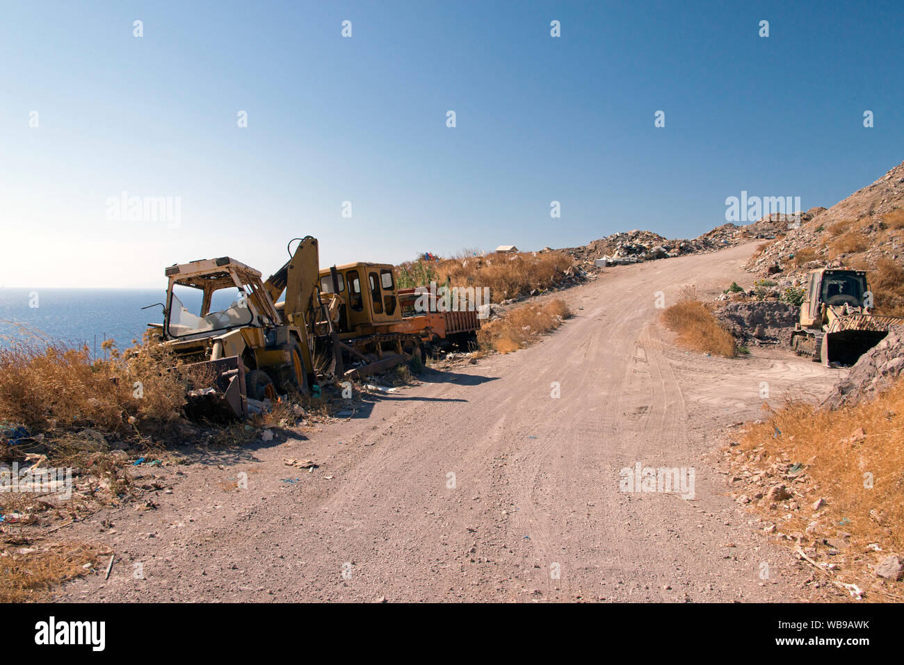 Wrecked bulldozer hi-res stock photography and images - Alamy