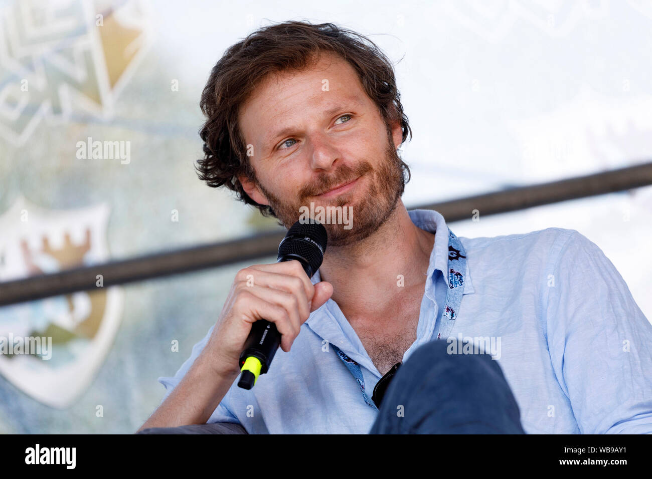 Sir leon in merlin hi-res stock photography and images - Alamy