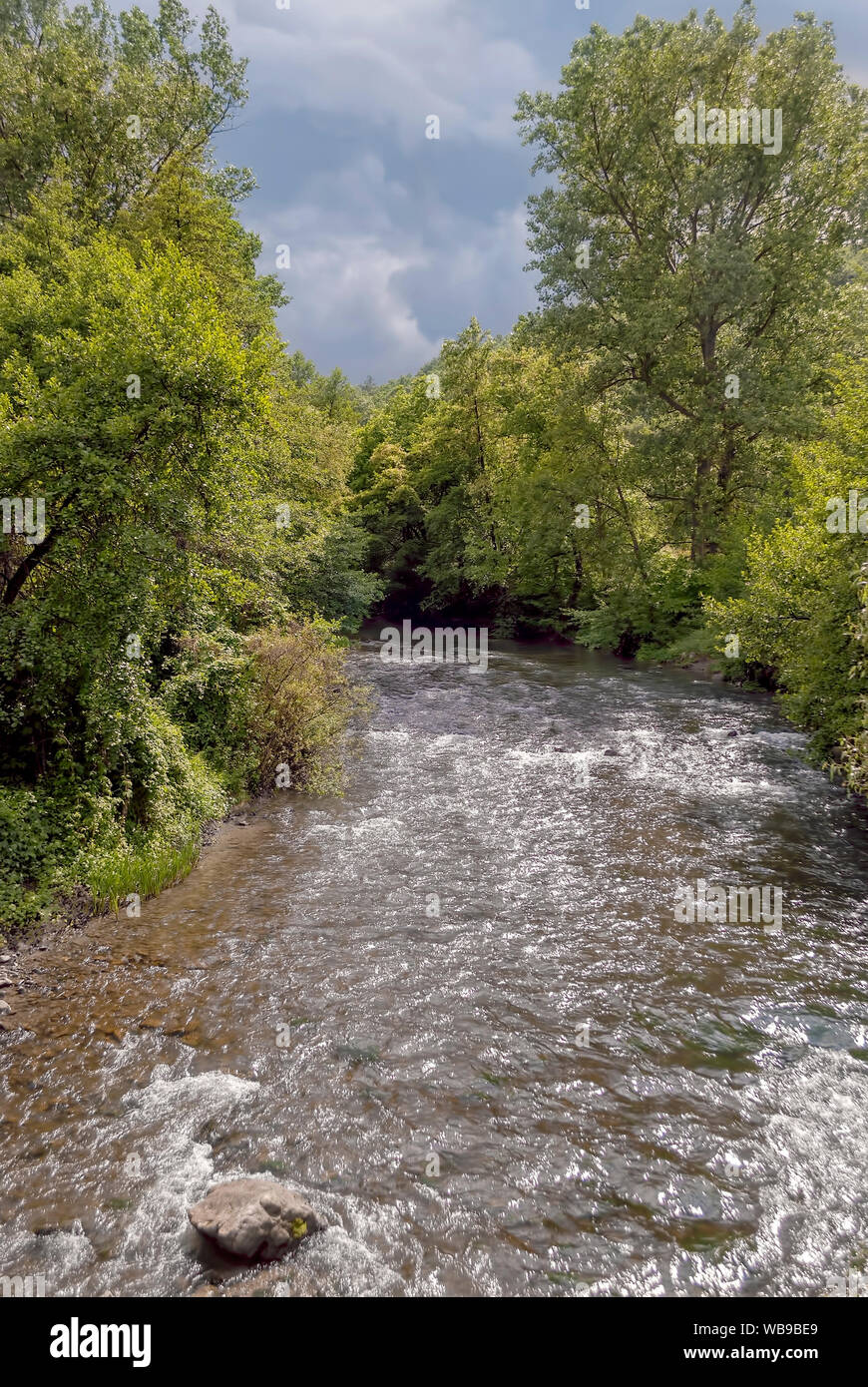 Water creek ripple river outdoor hi-res stock photography and images ...