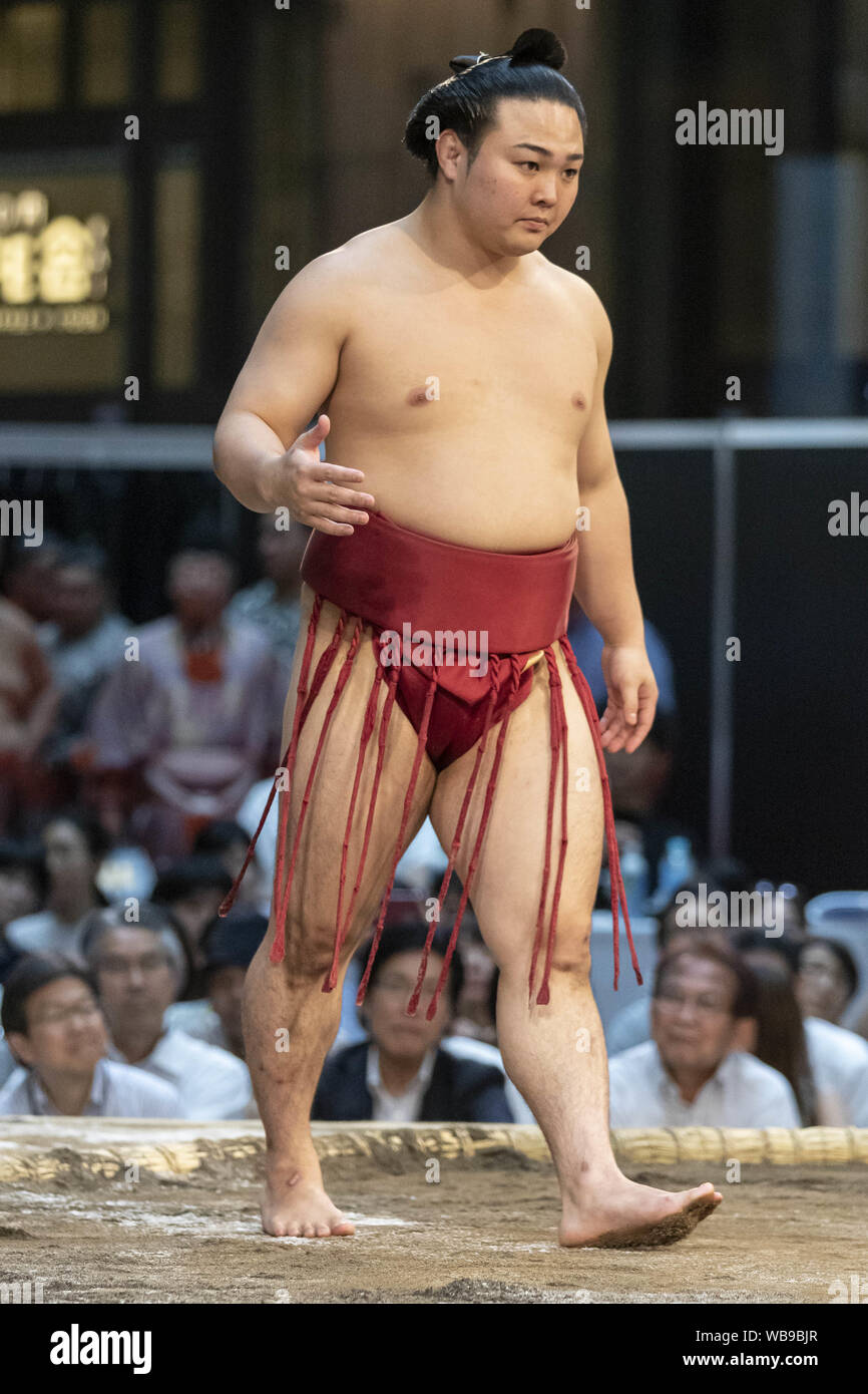 Tokyo, Japan. 25th Aug, 2019. A sumo wrestler Enho Akira participates ...