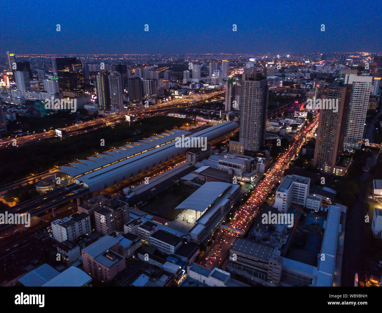 Ploenchit center hi-res stock photography and images - Alamy