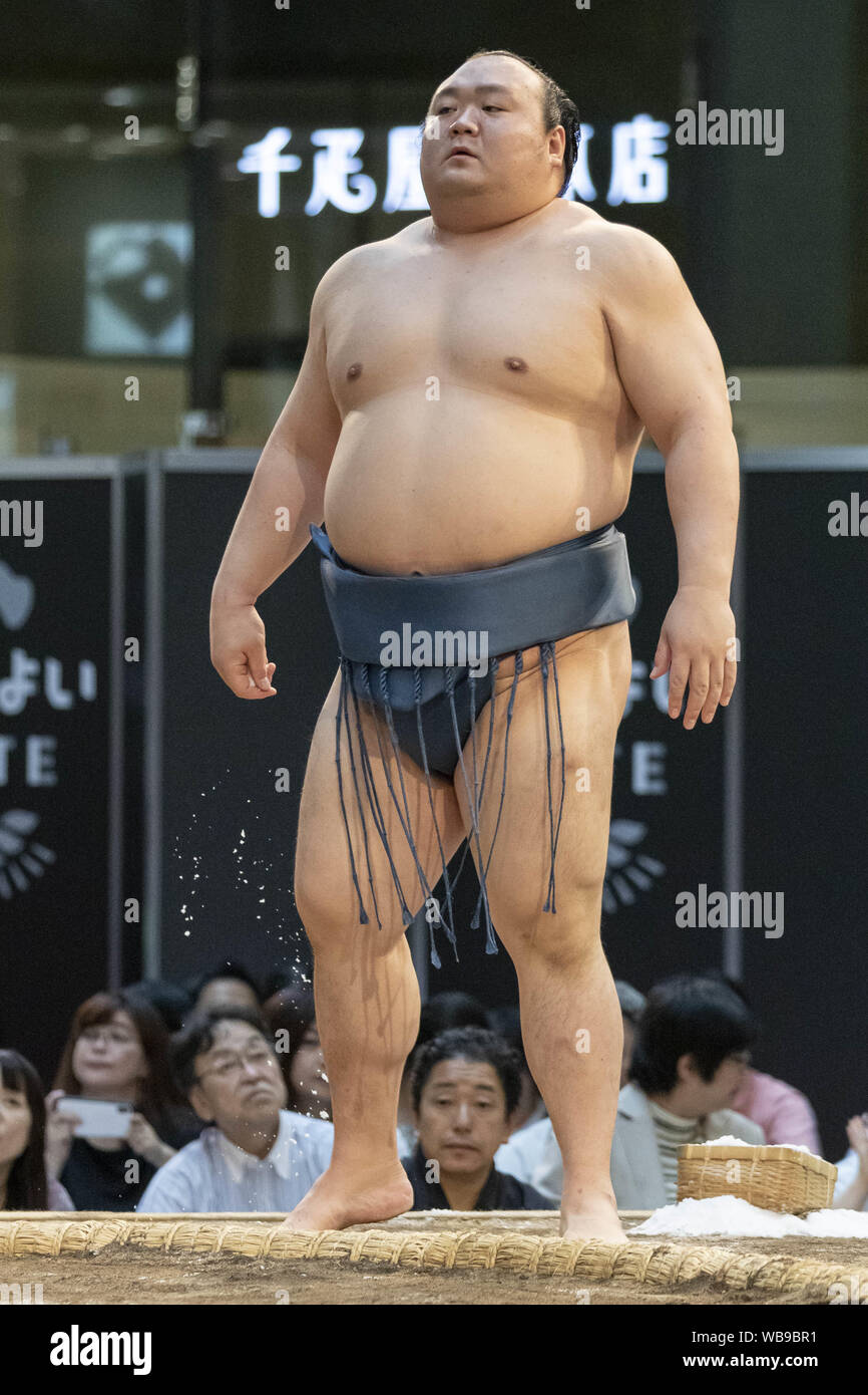 Tokyo, Japan. 25th Aug, 2019. A sumo wrestler Takarafuji Daisuke ...