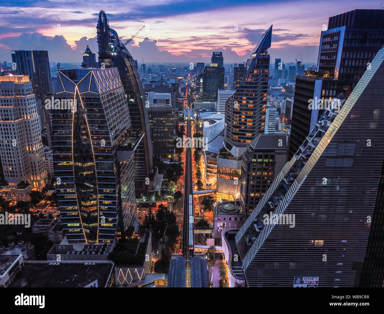 Ploenchit center hi-res stock photography and images - Alamy