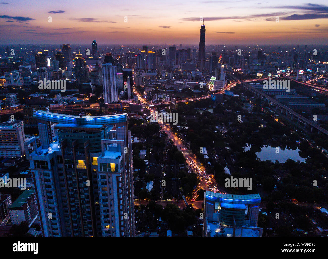 Ploenchit center hi-res stock photography and images - Alamy