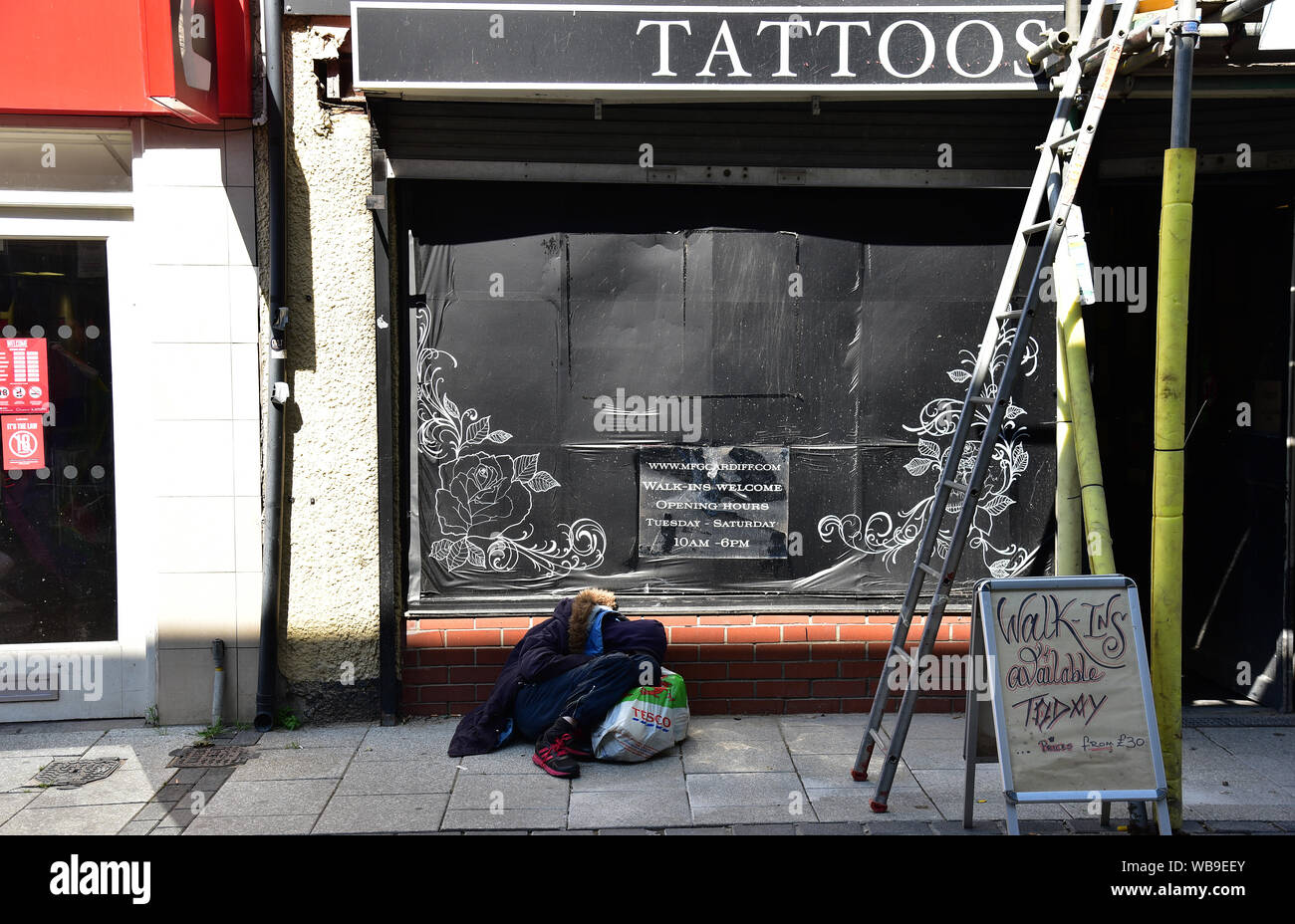 Homeless hostel uk hi-res stock photography and images - Alamy