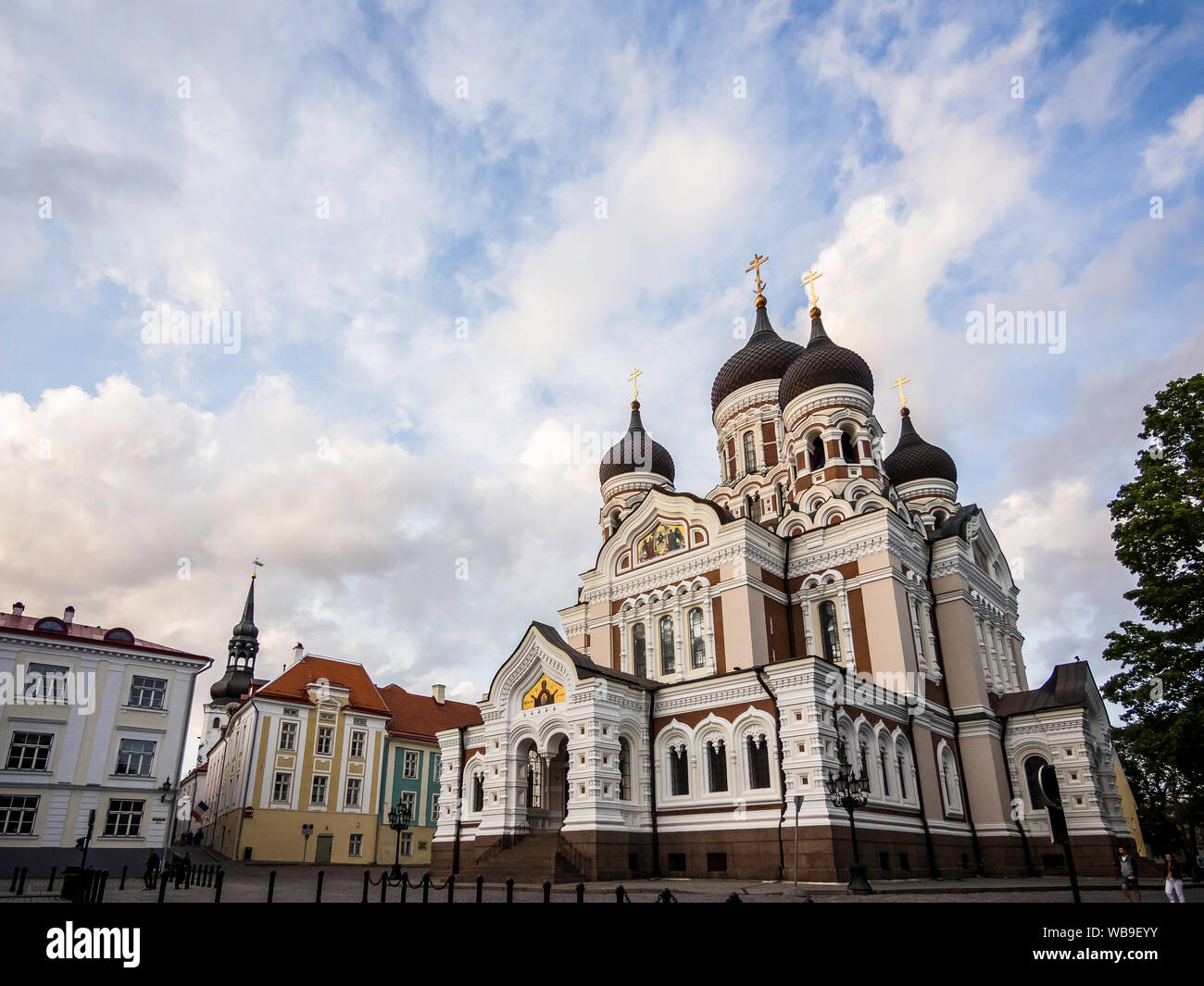 Wide angle scenery hi-res stock photography and images - Alamy