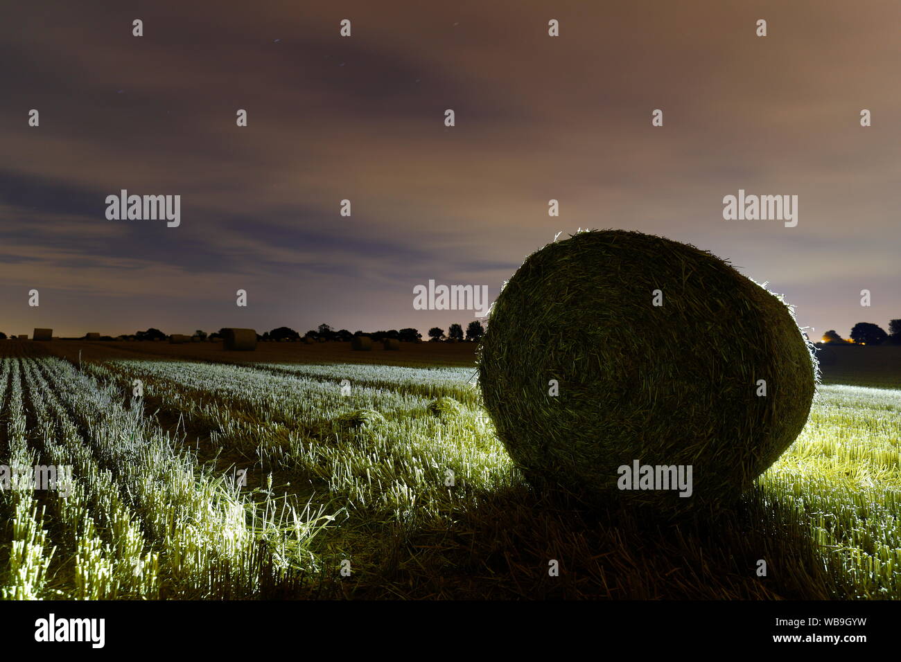 Hay harves hi-res stock photography and images - Alamy