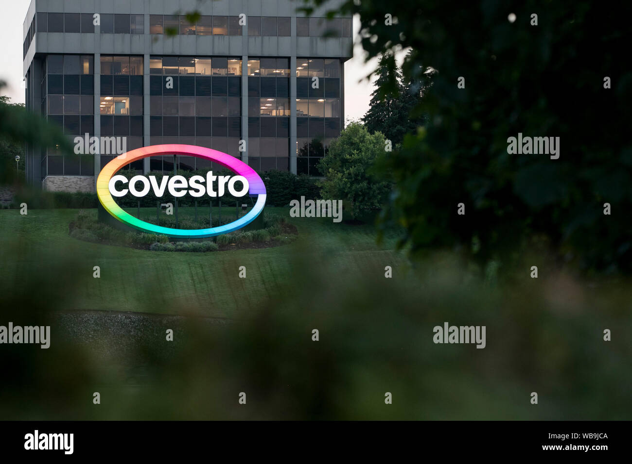 Covestro logo hi-res stock photography and images - Alamy