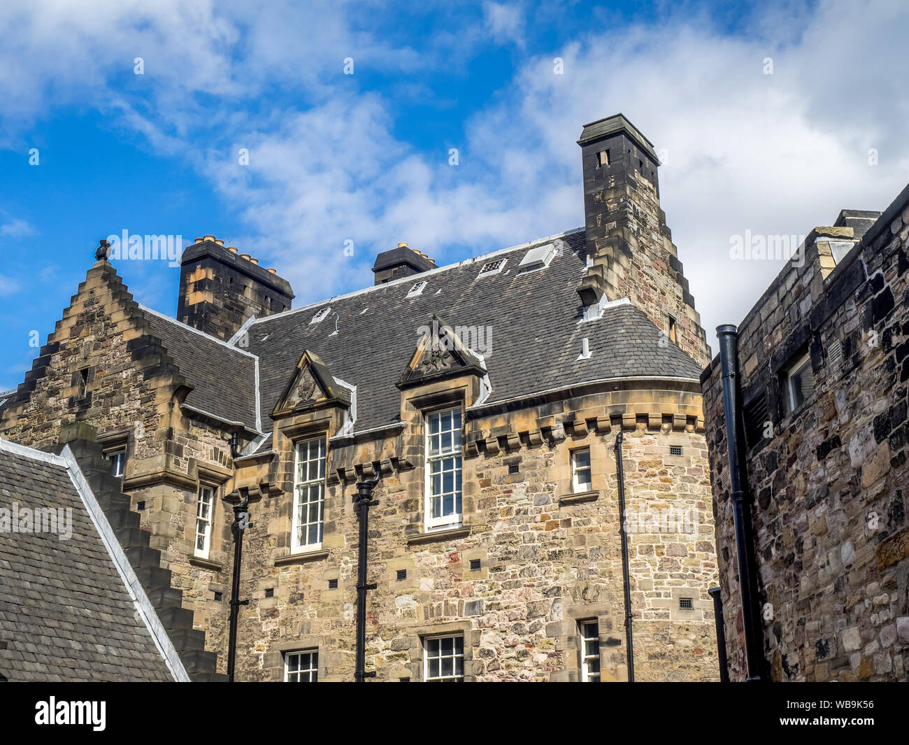 Haig statue edinburgh castle hi-res stock photography and images - Alamy