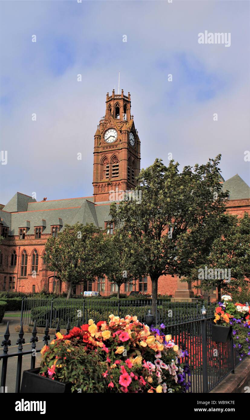 Barrow in furness town hall hi-res stock photography and images - Alamy