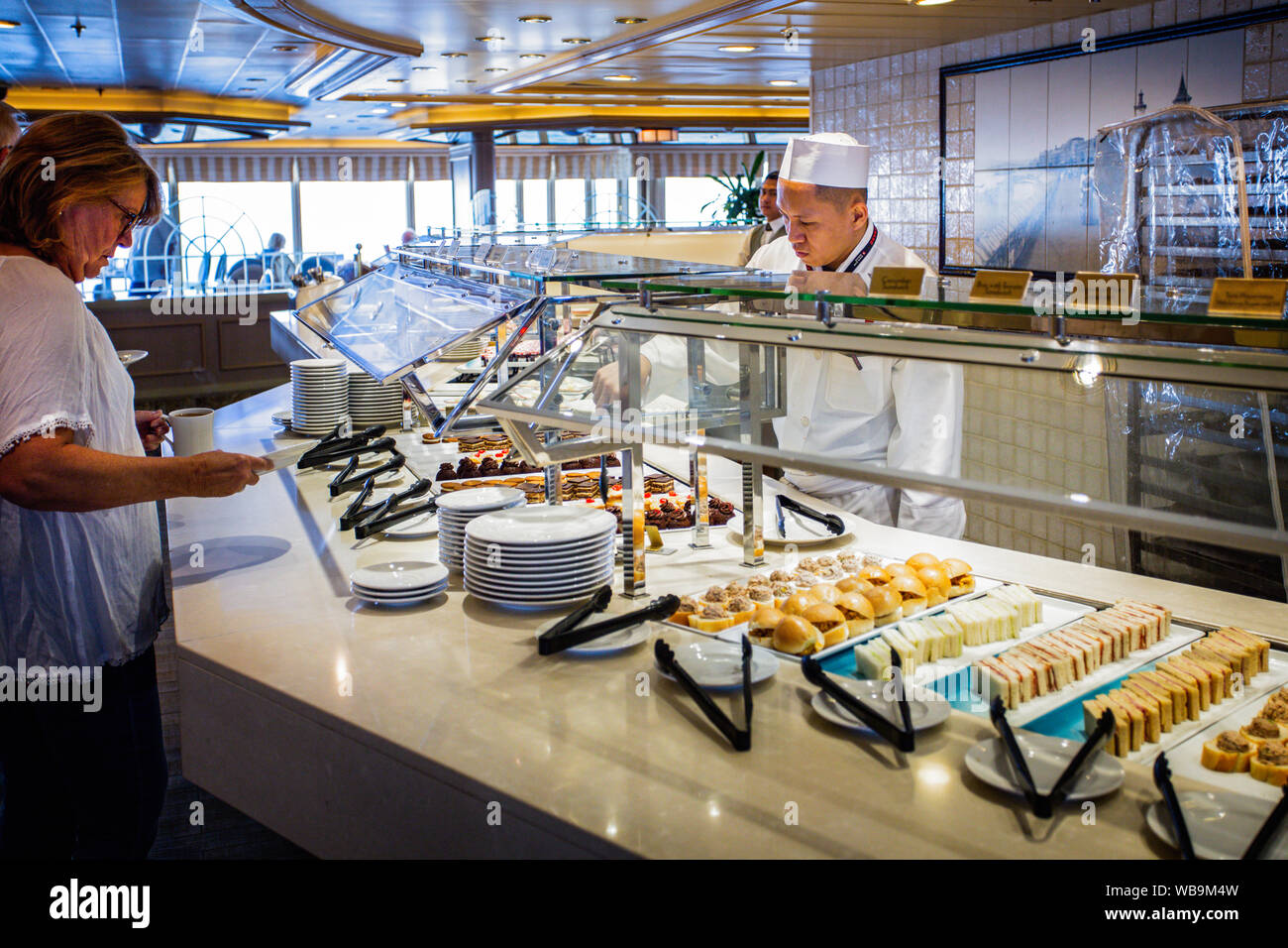 Buffet restaurant on board Cunard Cruise Liner Queen Victoria on 27 ...