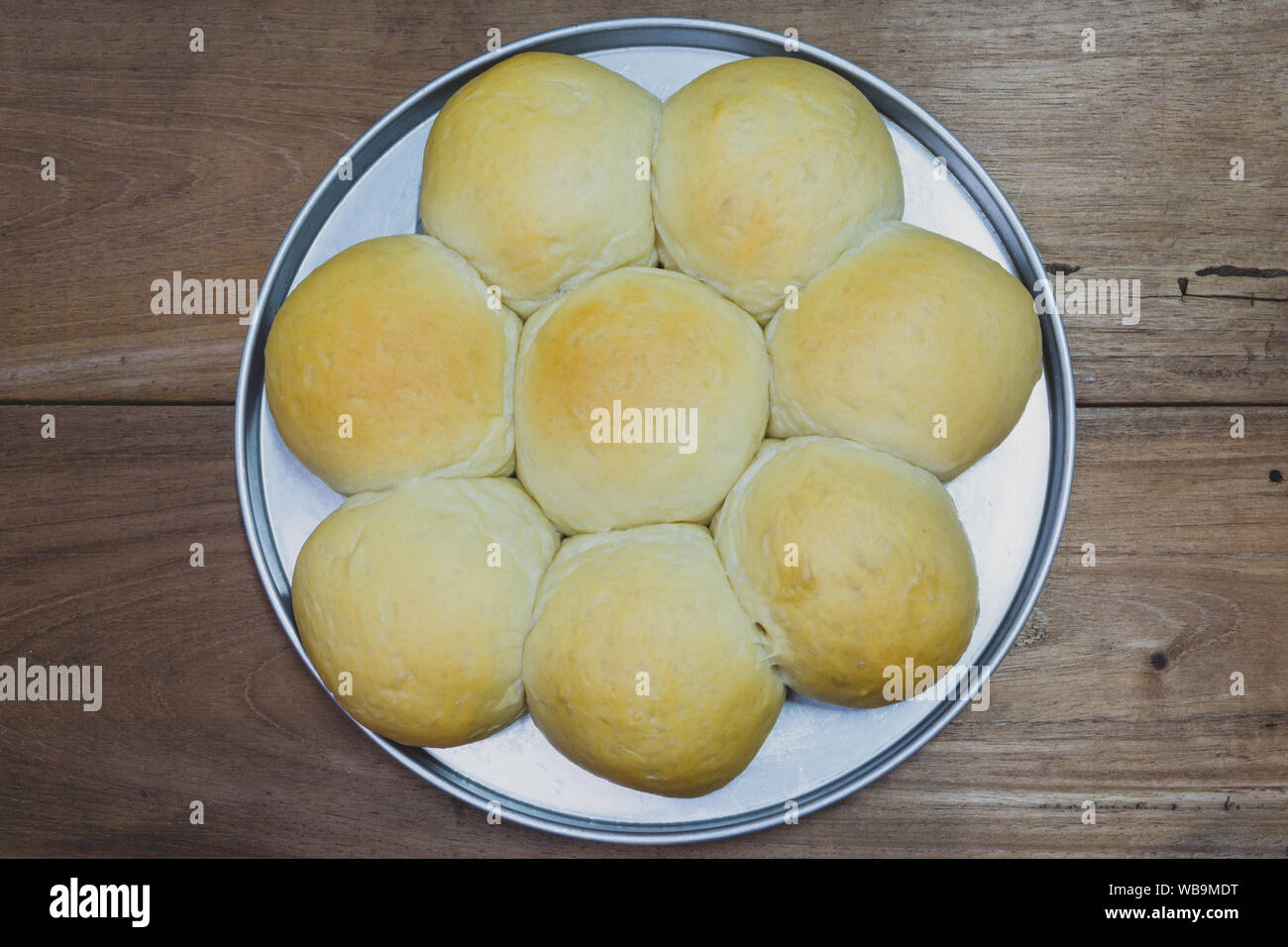 Homemade soft and fluffy Asian buns bread made with a water roux (using ...