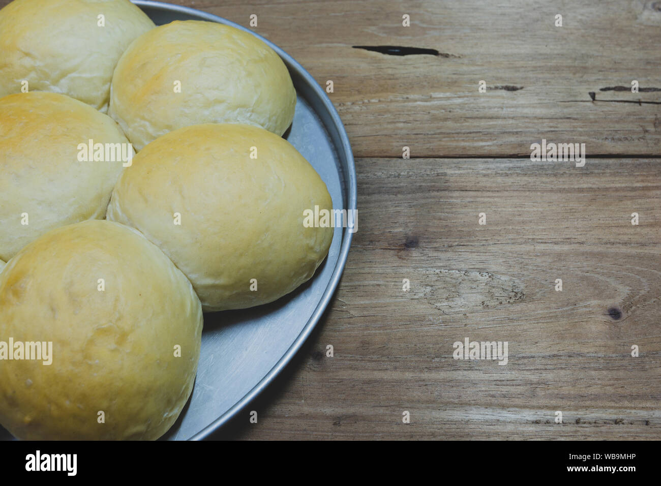 Homemade soft and fluffy Asian buns bread made with a water roux (using ...