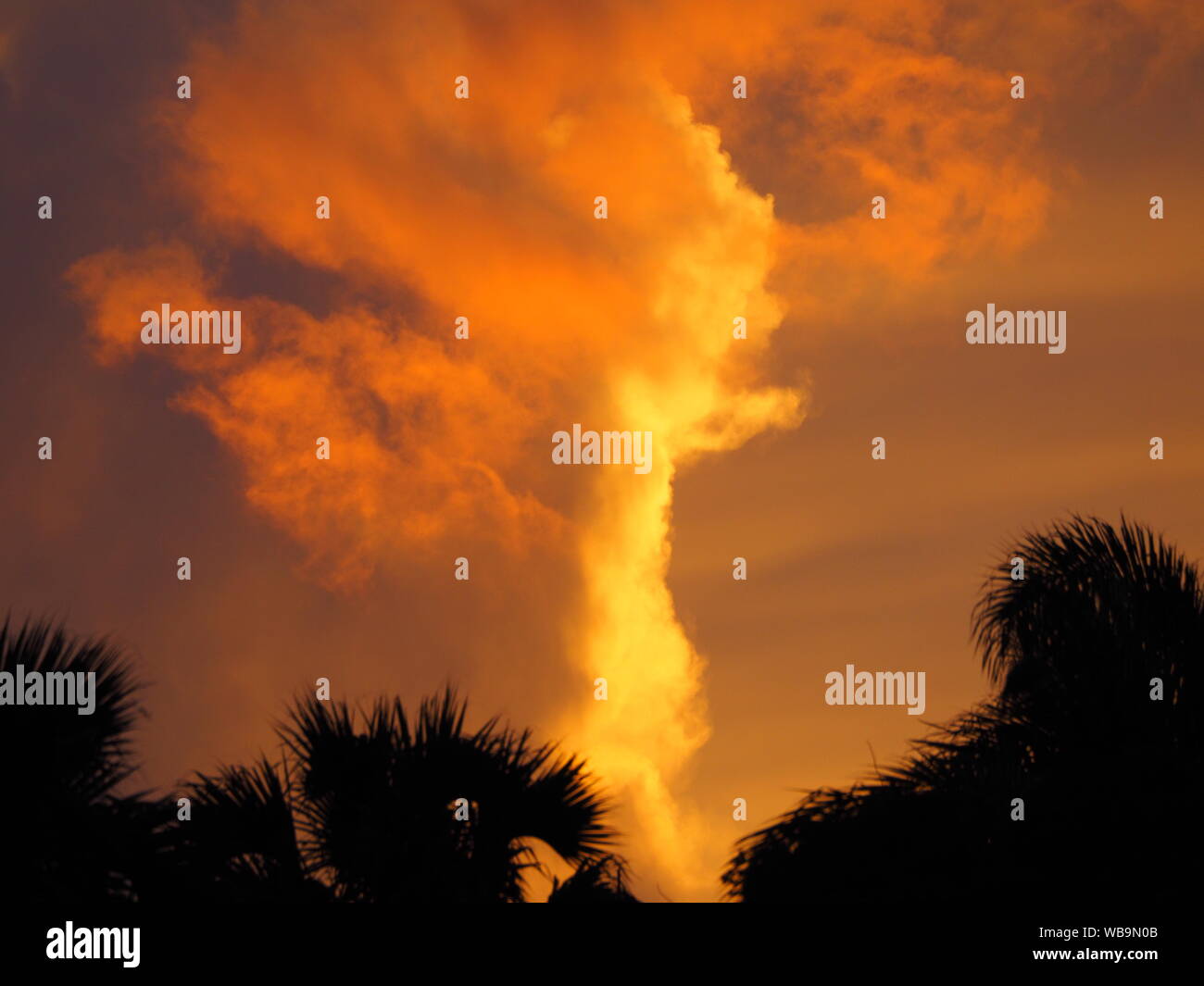 Mystical sunset hi-res stock photography and images - Alamy