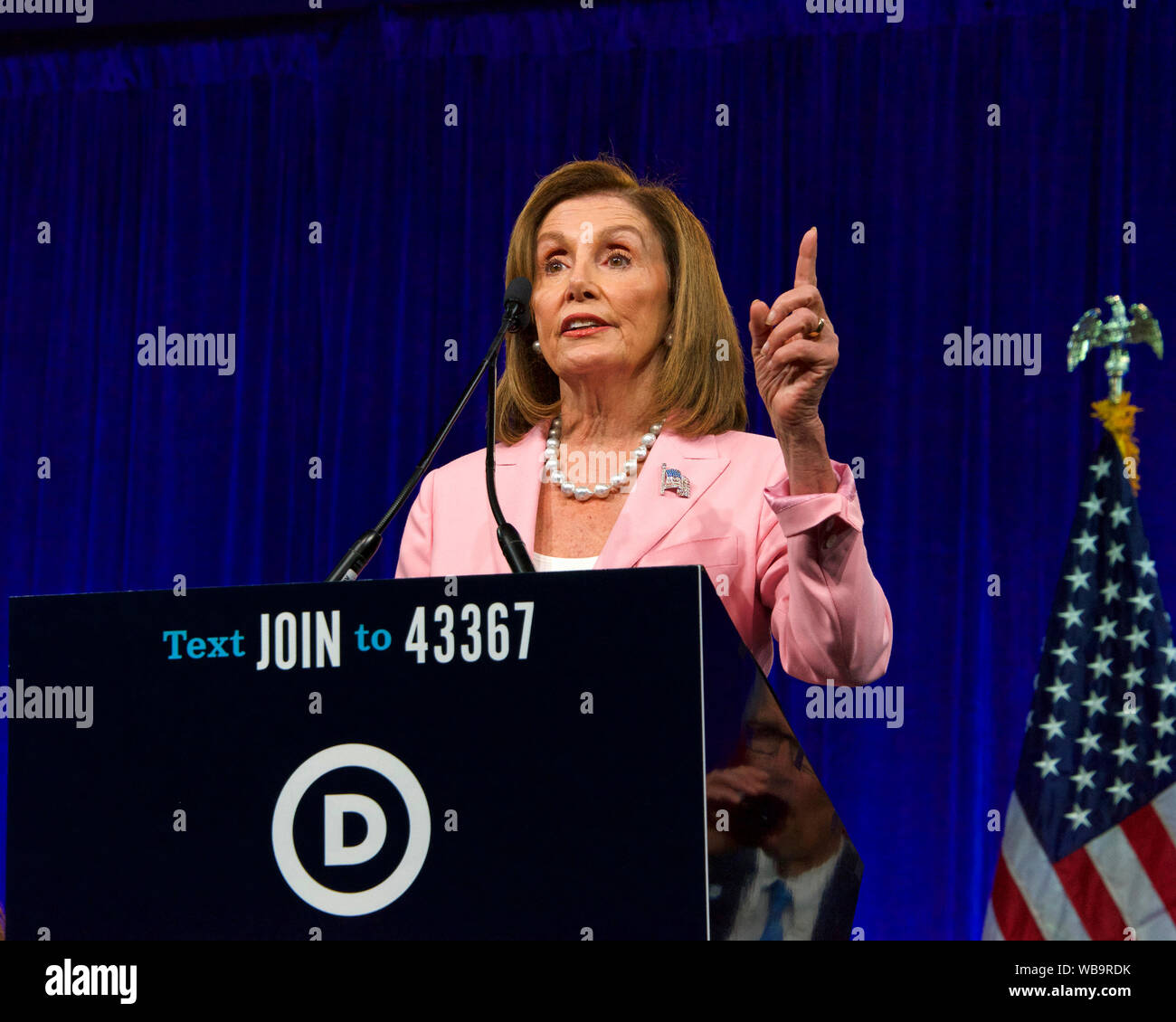 Nancy pelosi 2019 hi-res stock photography and images - Alamy