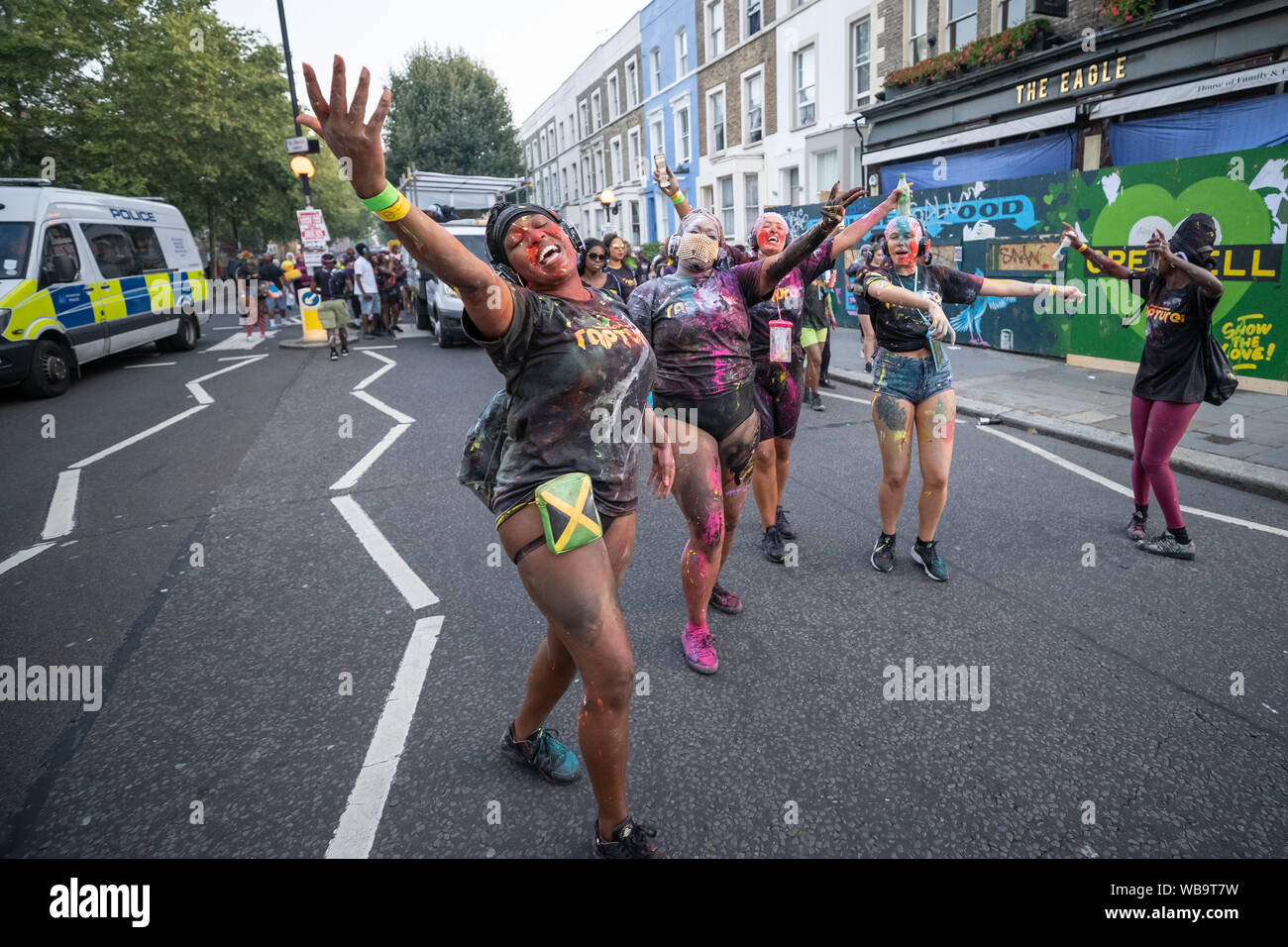 London, UK. 25th August 2019. Jouvert parade starts the Notting Hill ...