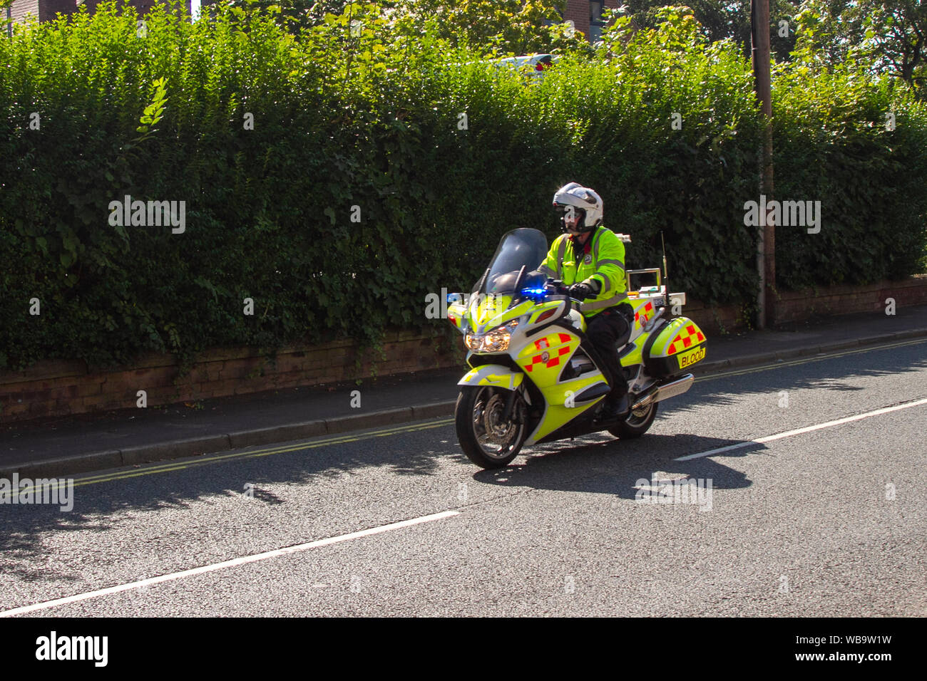 Bike blood courier hi-res stock photography and images - Alamy