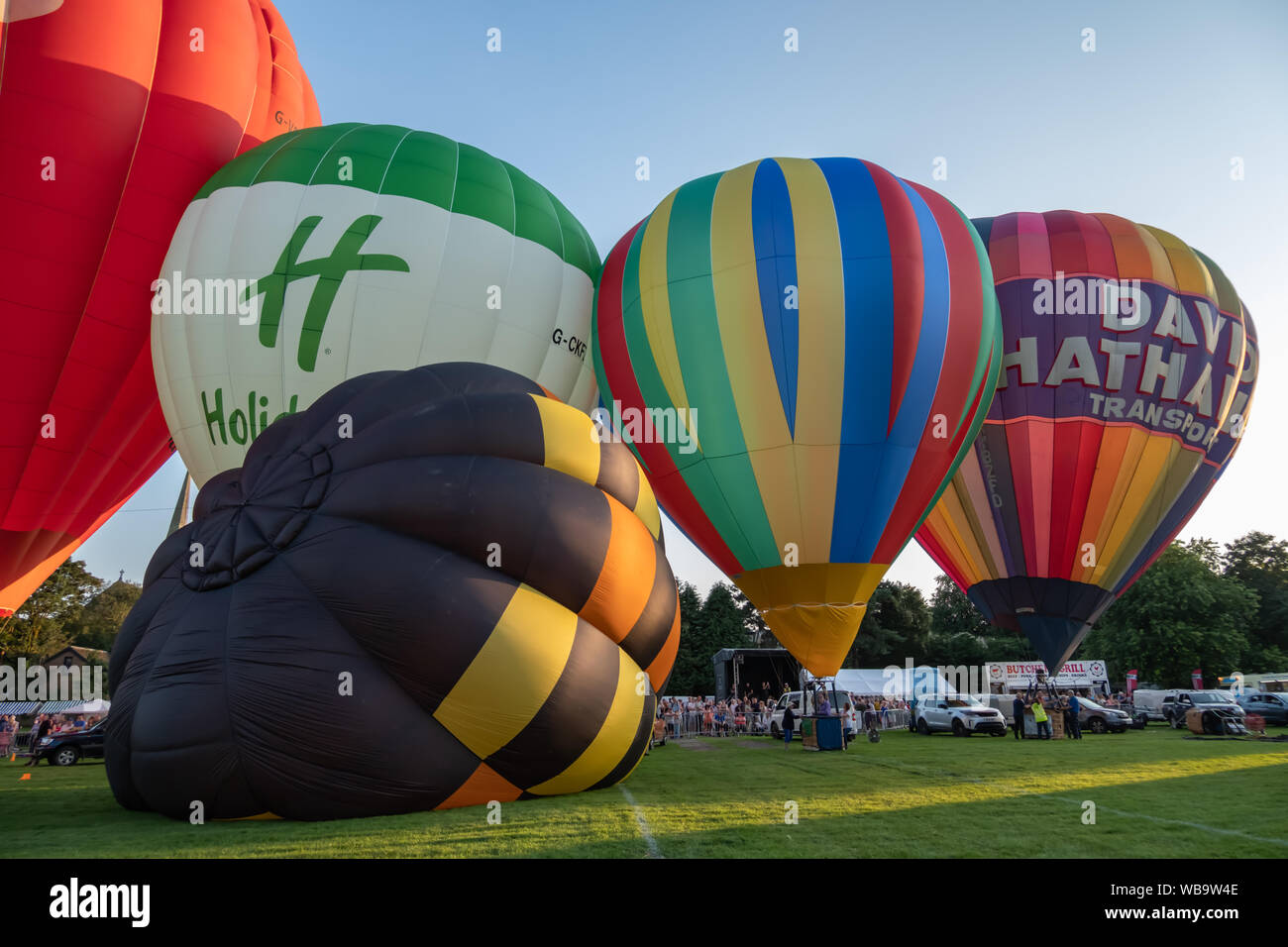 Strathaven, Scotland, UK. 25th Aug, 2019. Hot air balloons tethered ...