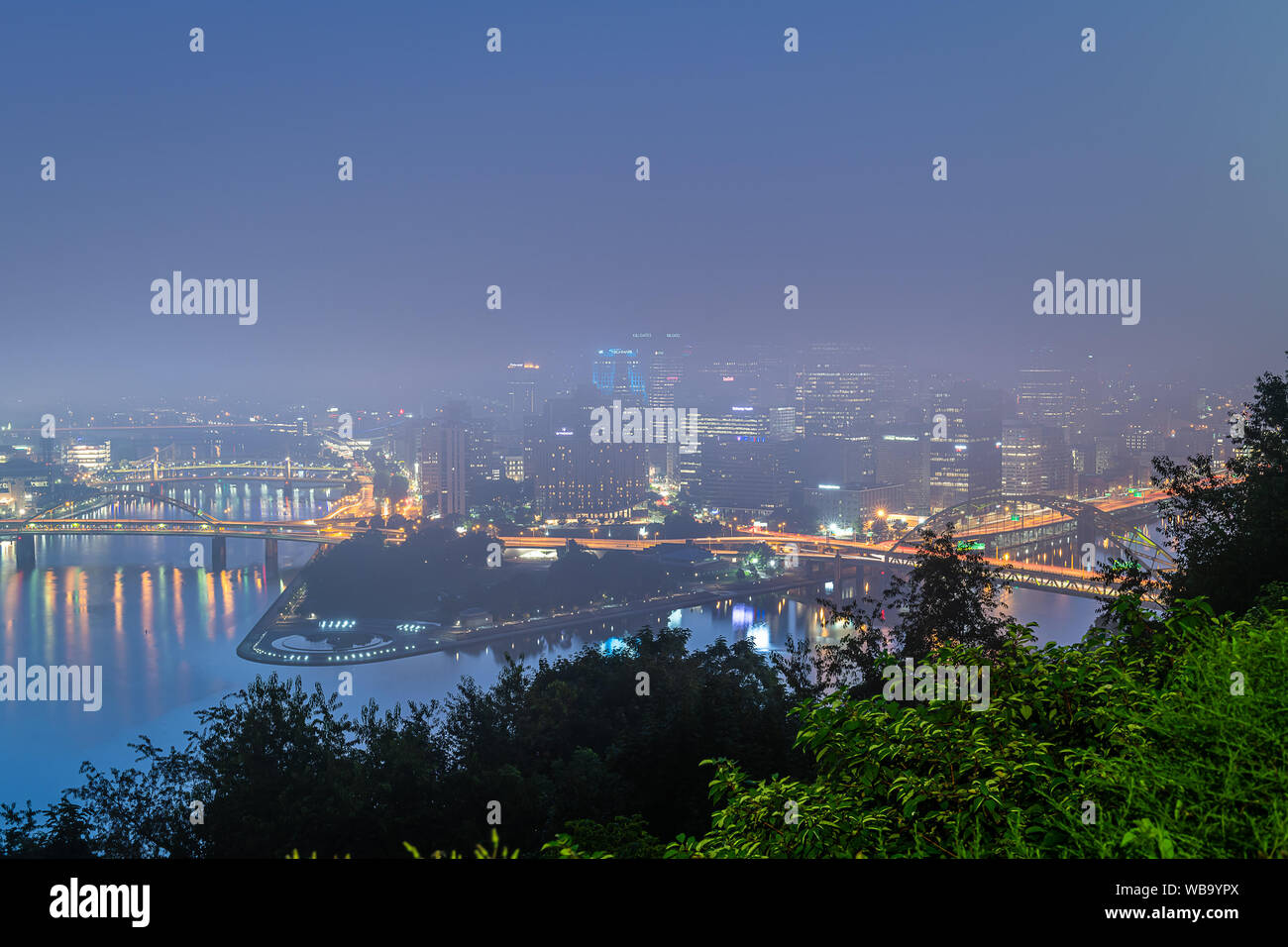 Pittsburgh skyline historic hi-res stock photography and images - Alamy