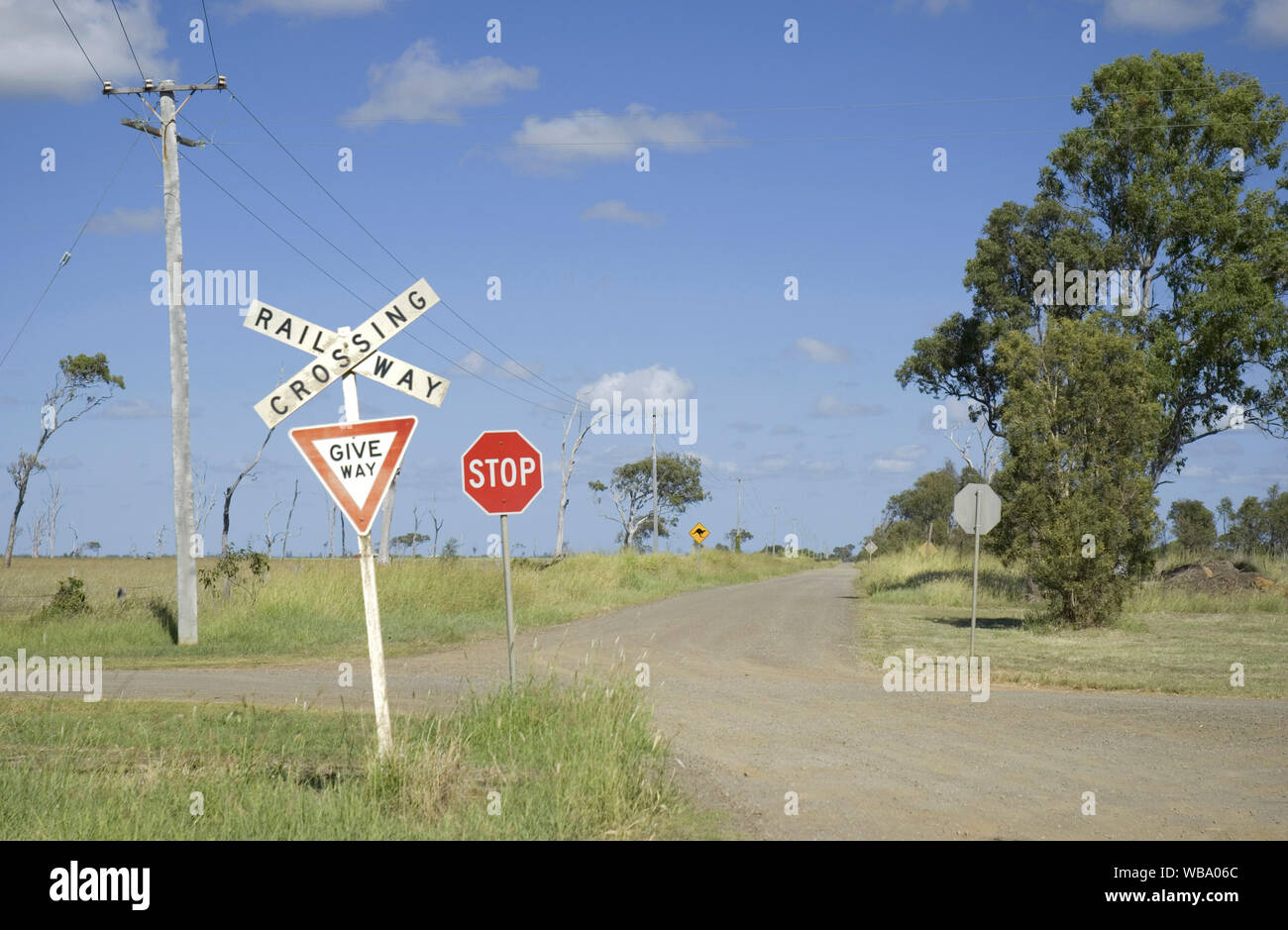 Rural railway crossing, Queensland, Australia Stock Photo - Alamy