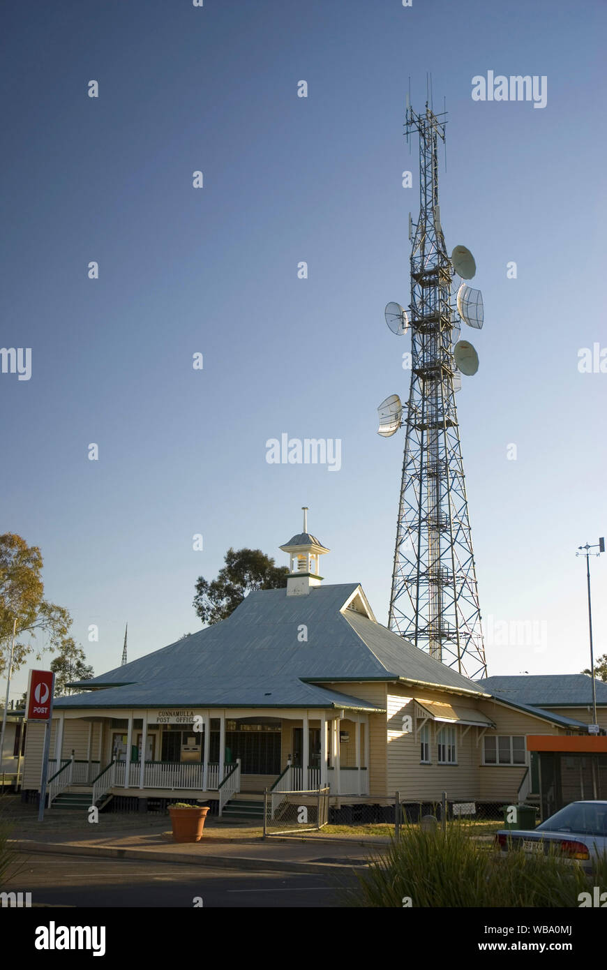 Mobile phone tower australia hi-res stock photography and images - Alamy