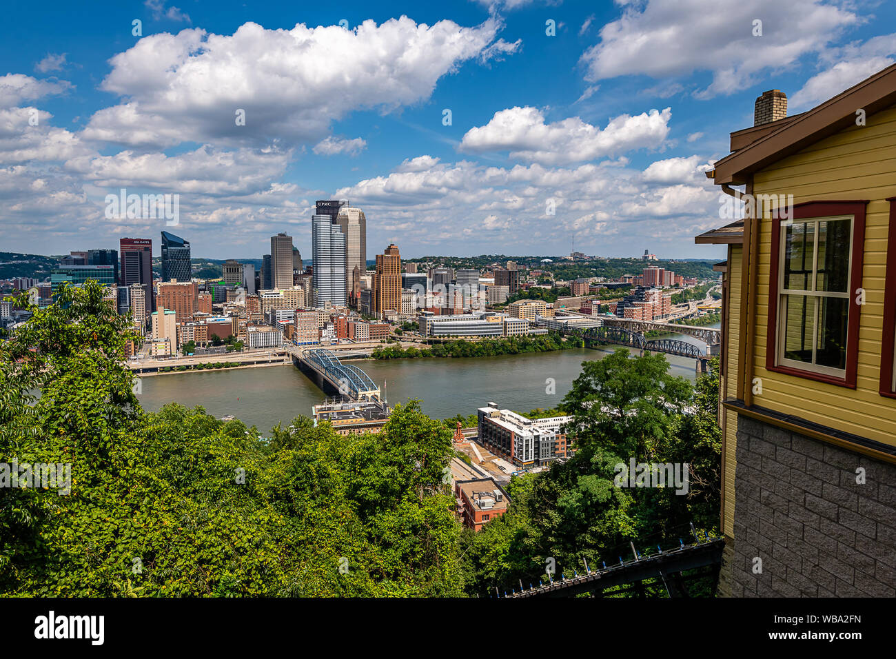 Pittsburgh funicular skyline hi-res stock photography and images - Alamy