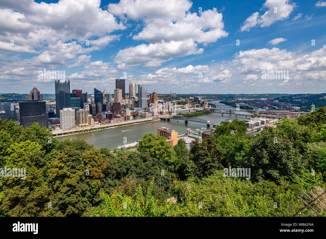 Pittsburgh skyline hi-res stock photography and images - Alamy