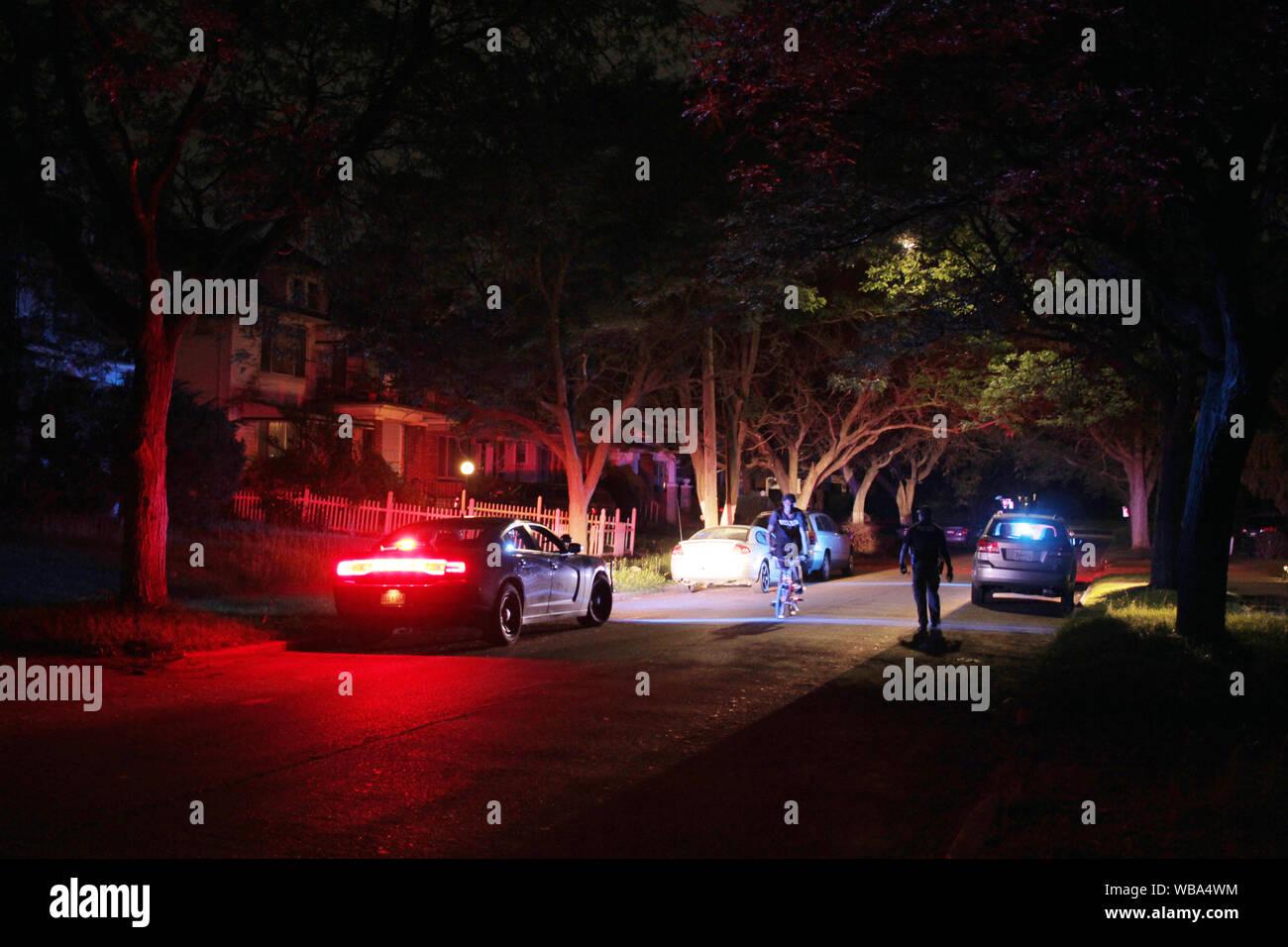 Detroit police Special Operations vehicle and officer in the street at ...