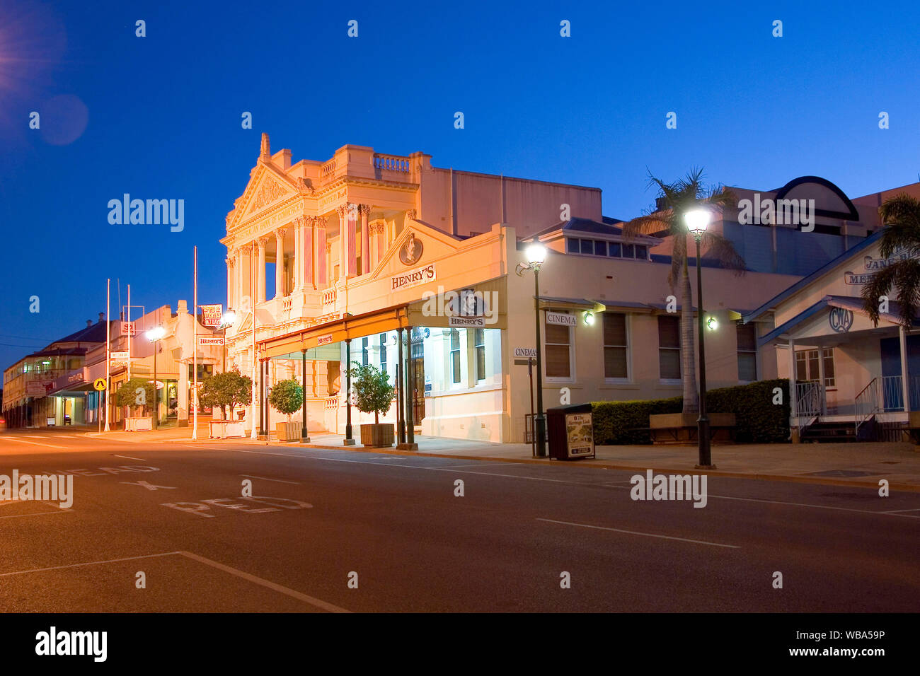One mile gallery hi-res stock photography and images - Alamy