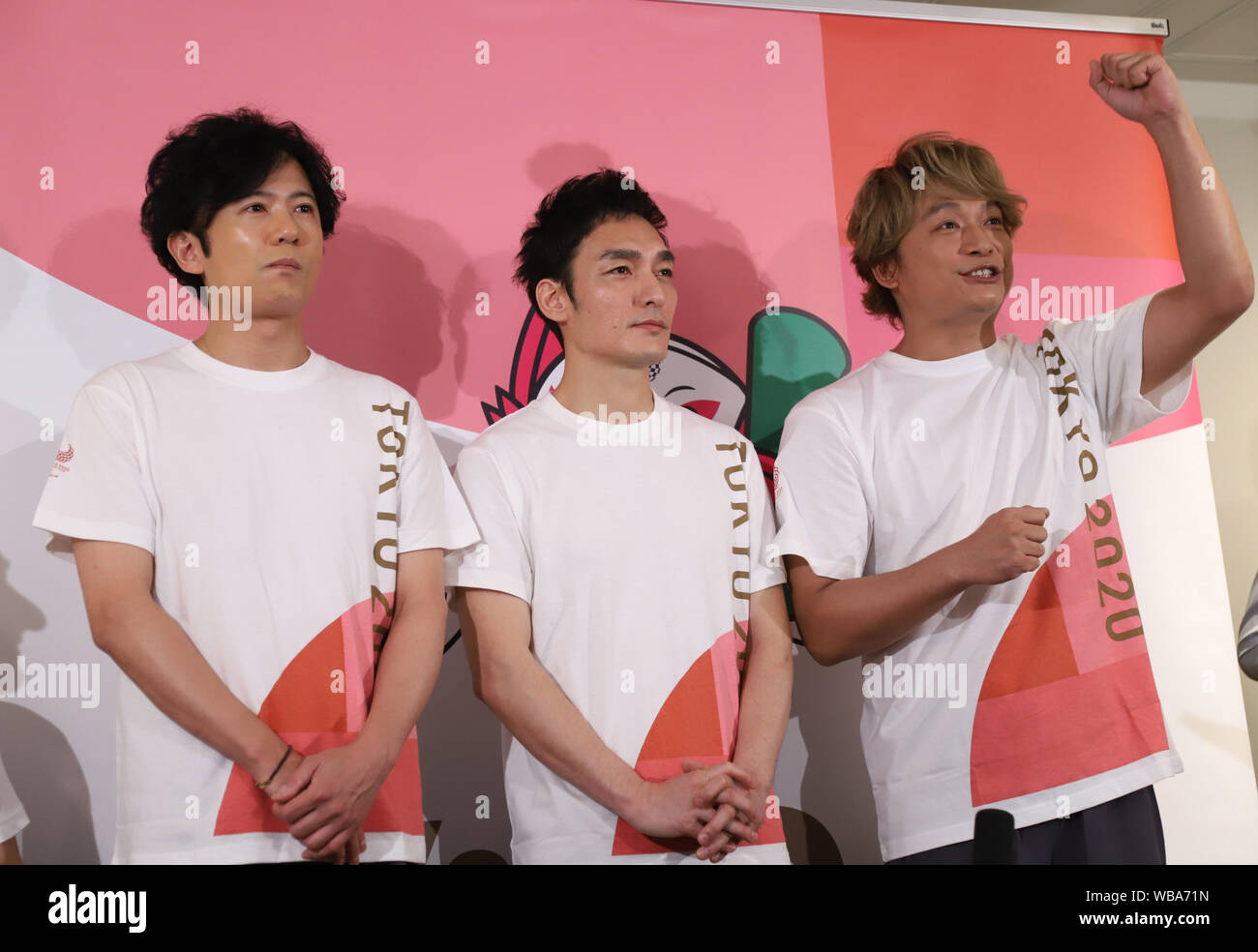 Tokyo, Japan. 25th Aug, 2019. (L-R) Former pop group SMAP members Goro ...
