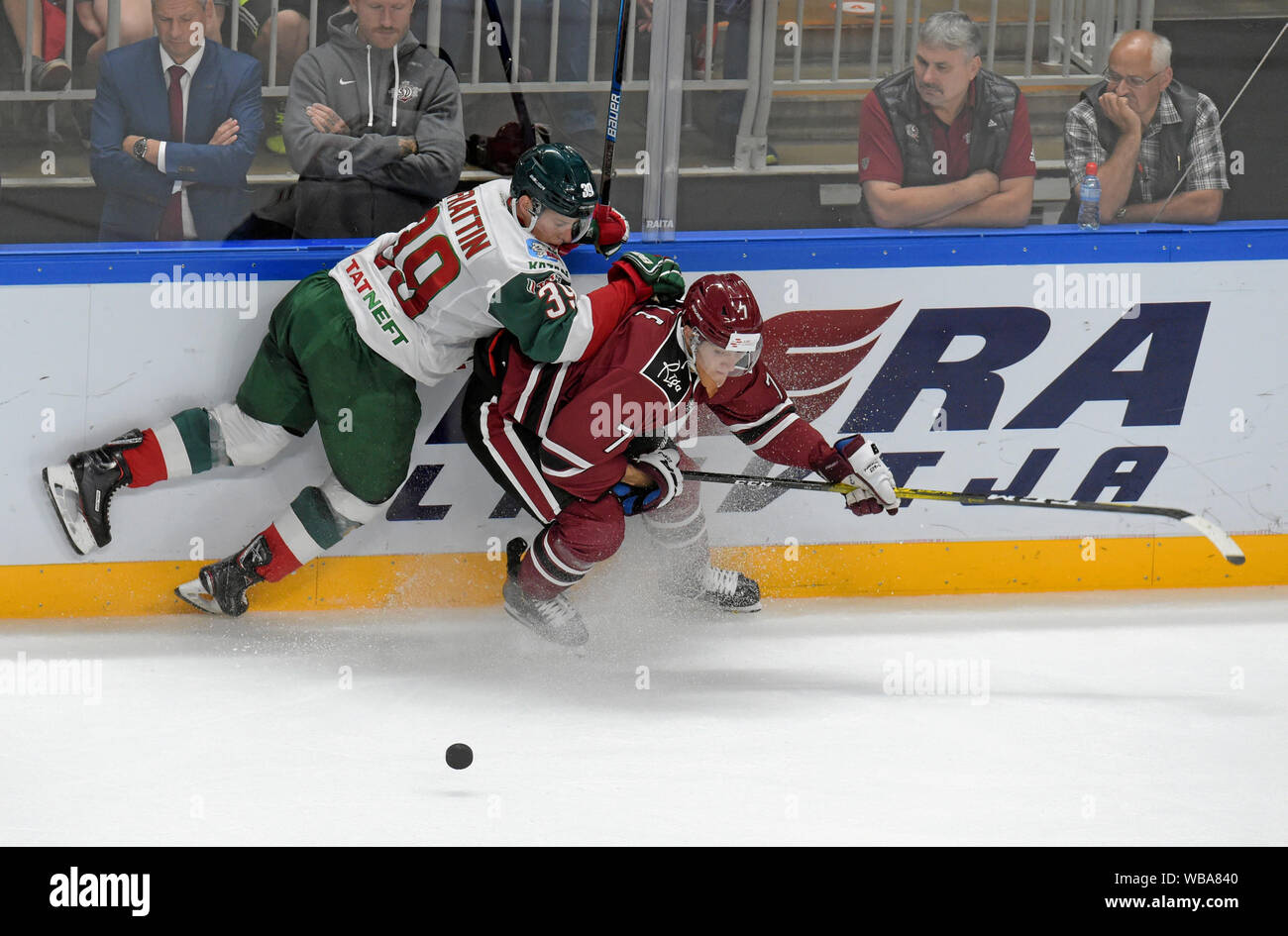 Matthew frattin hi-res stock photography and images - Alamy