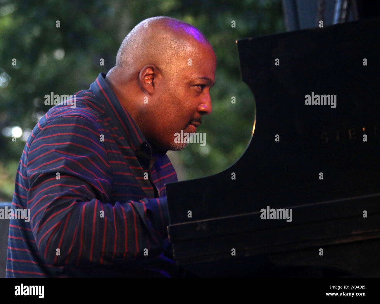 Eric reed pianist hi-res stock photography and images - Alamy