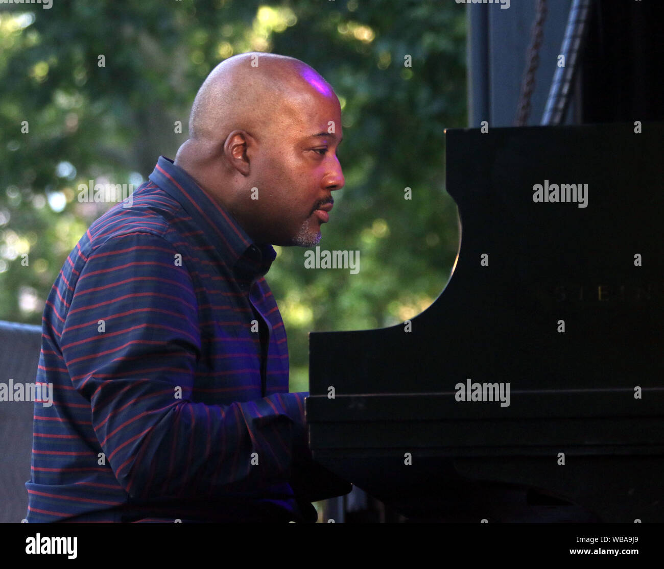 Eric reed pianist hi-res stock photography and images - Alamy