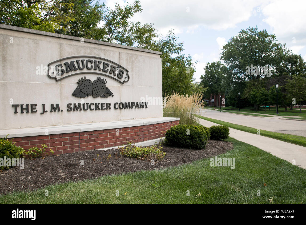 Jm logo hi-res stock photography and images - Alamy