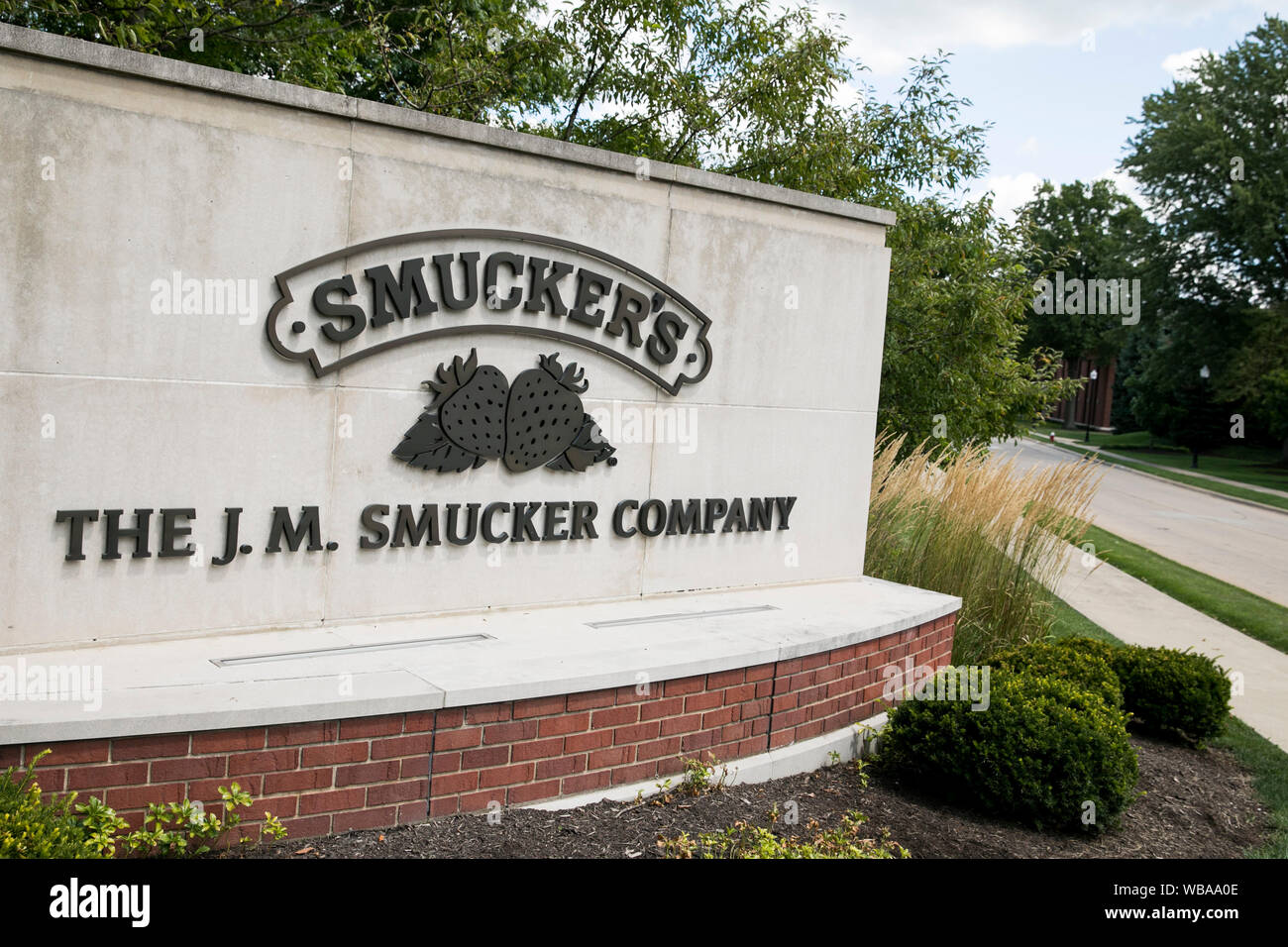 Jm smucker hi-res stock photography and images - Alamy