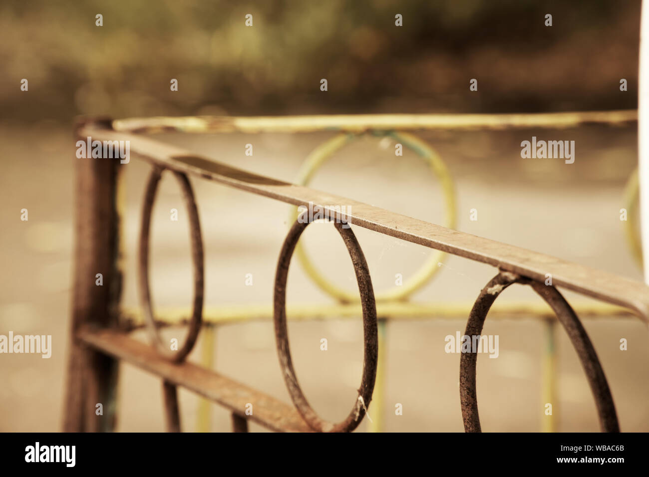 Steel circles hi-res stock photography and images - Alamy