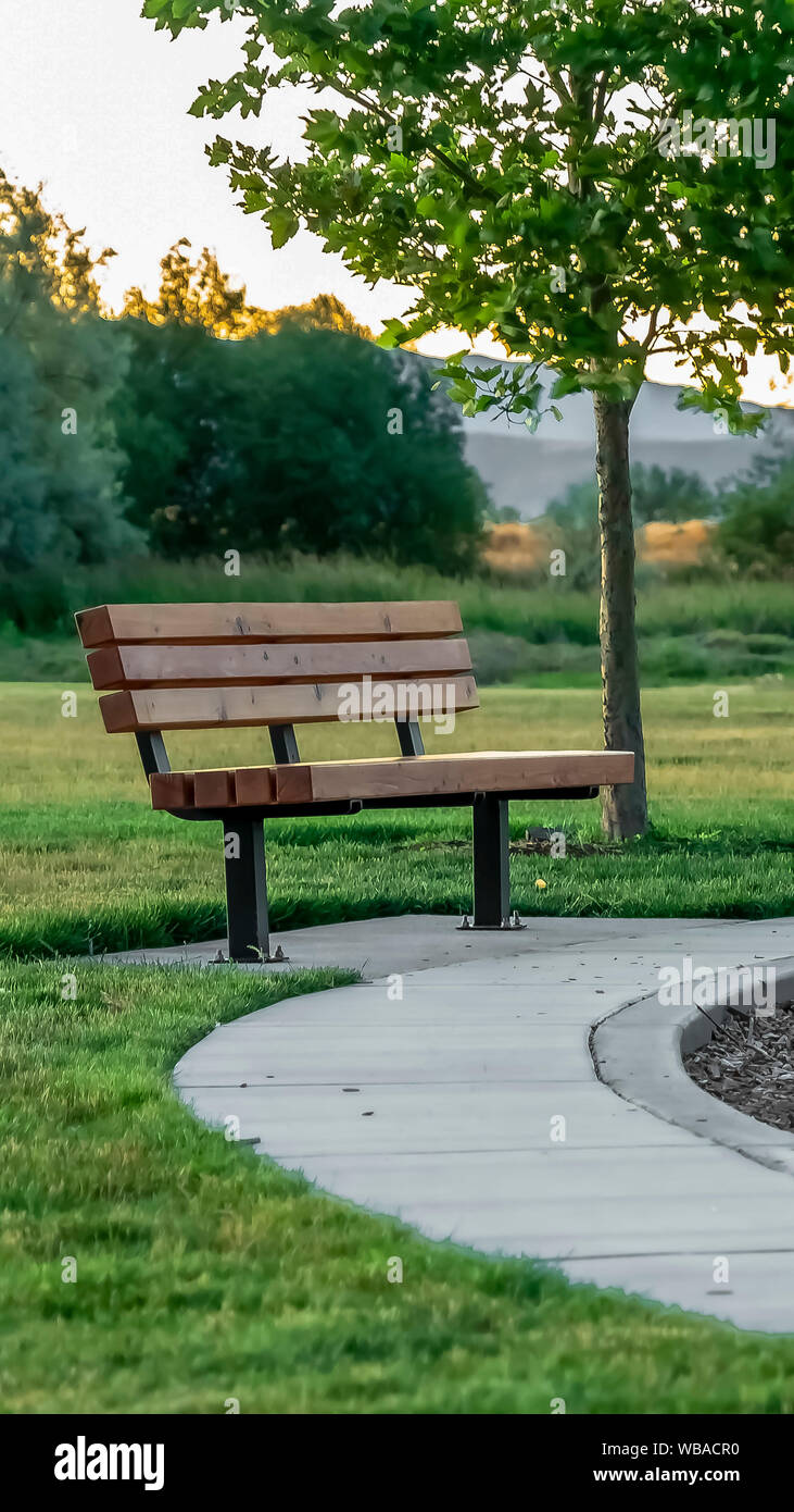 Circular pathway hi-res stock photography and images - Alamy