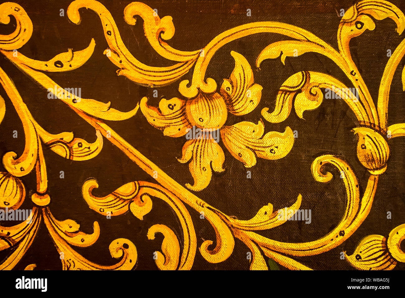 Colorful Thai mural painting in Wat Wat Pa Lelai Temple, Suphan Buri ...