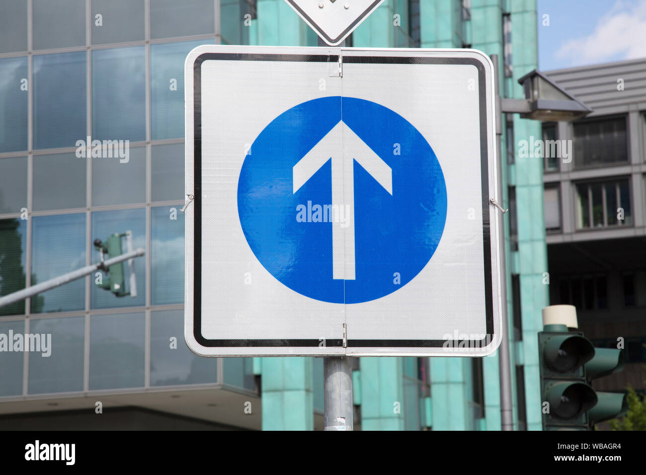 One Way Traffic Sign in Urban Setting Stock Photo - Alamy