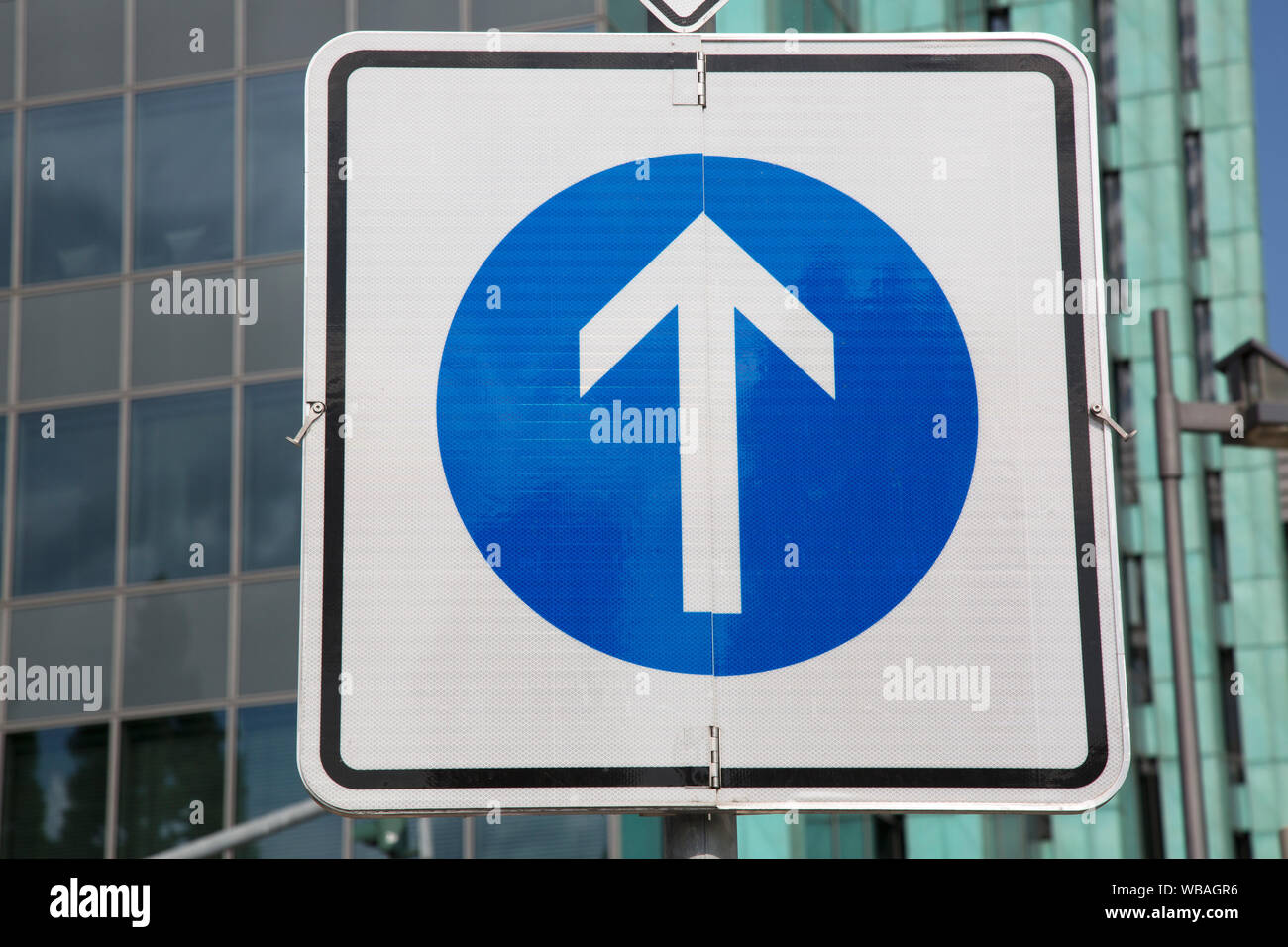 One Way Traffic Sign in Urban Setting Stock Photo - Alamy