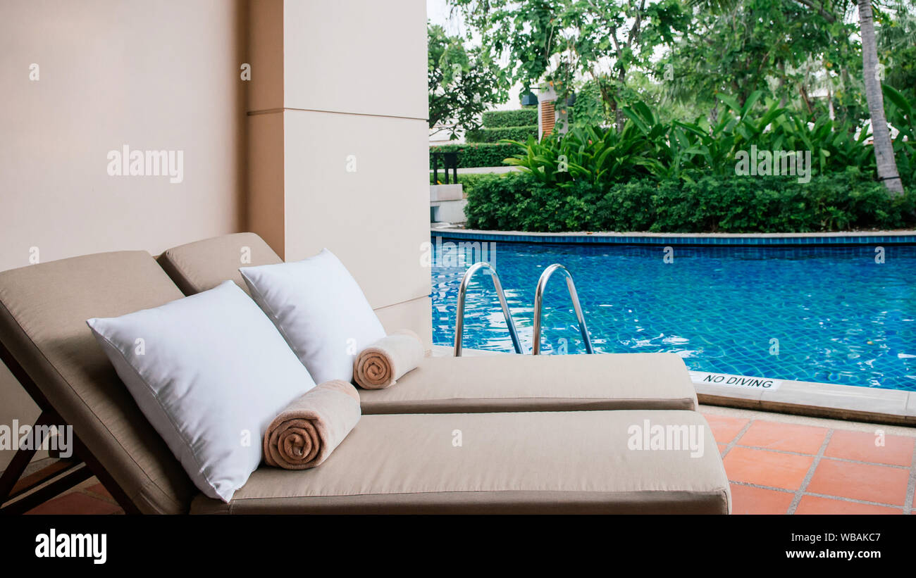 Resort style beds hi-res stock photography and images - Alamy