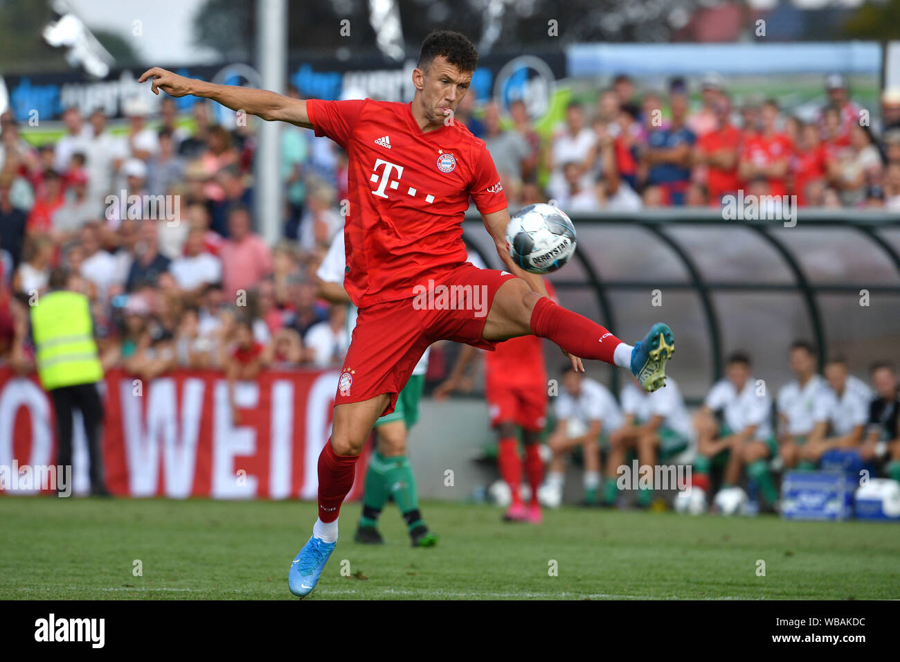 Vilshofen, Deutschland. 25th Aug, 2019. Ivan PERISIC (FC Bayern Munich ...