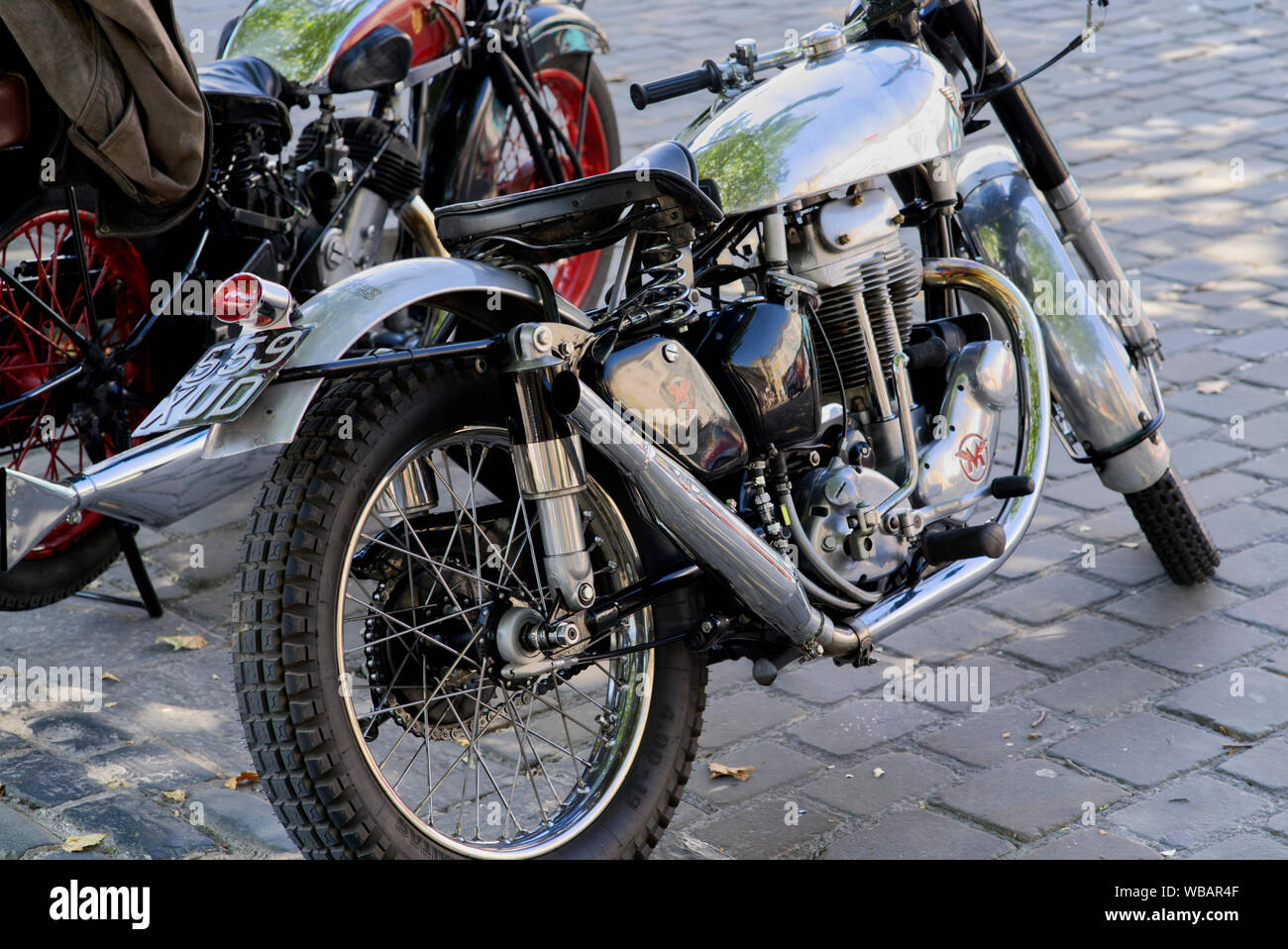 Vintage matchless motorcycle hi-res stock photography and images - Alamy
