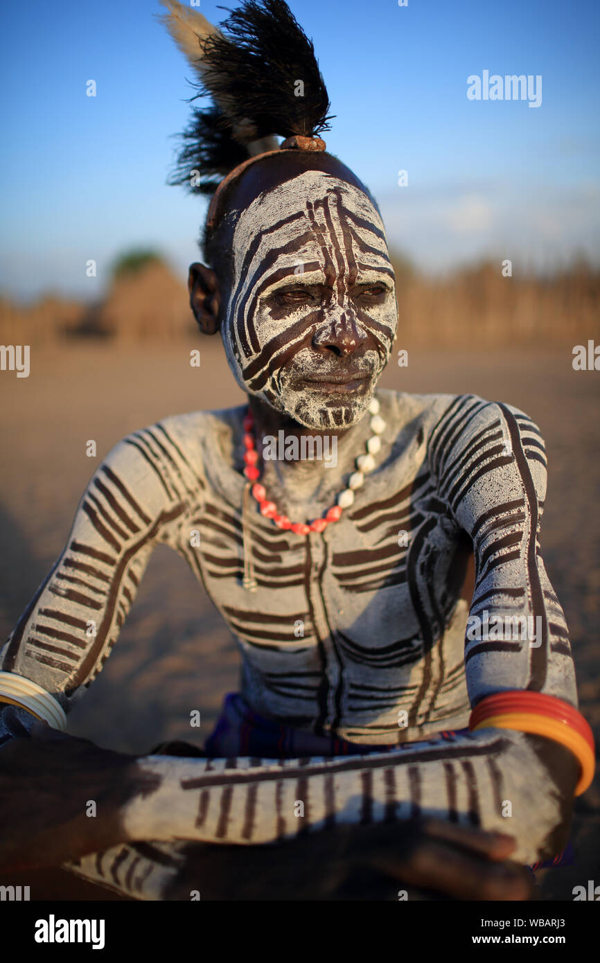 Warrior of the Karo tribe in the village Dus, Lower Omo Valley ...