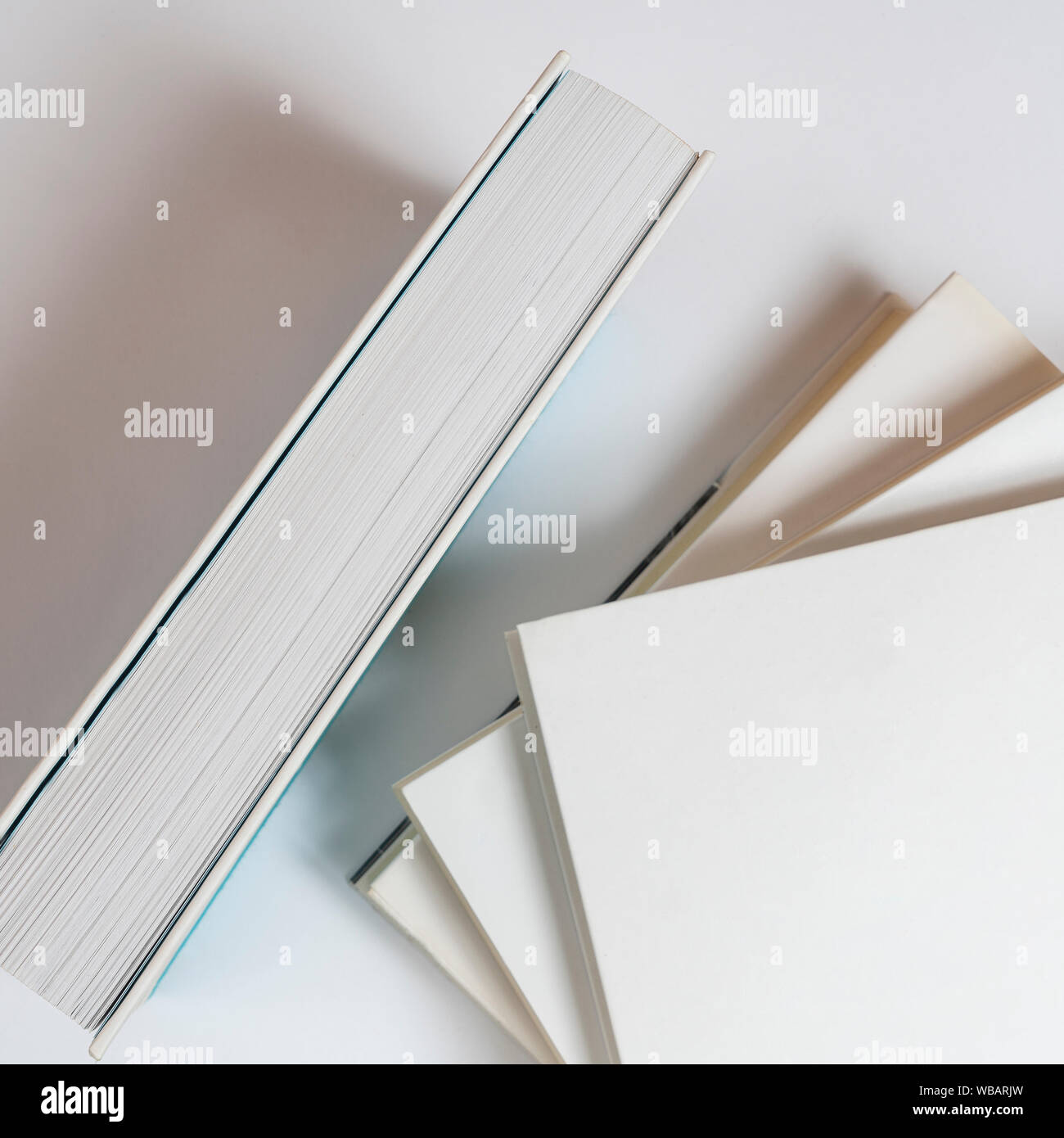 Study table books hi-res stock photography and images - Alamy