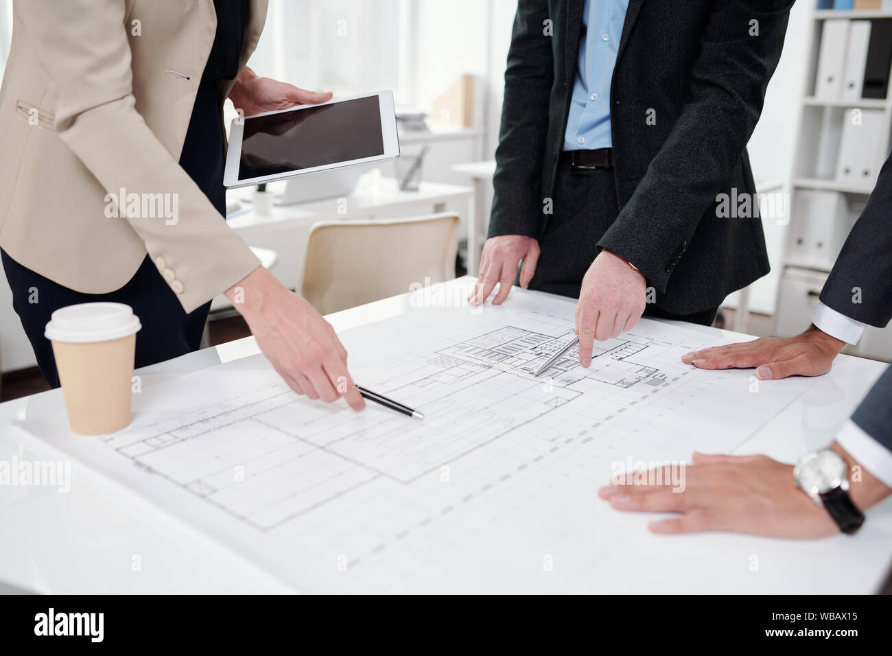 People and plans hi-res stock photography and images - Alamy